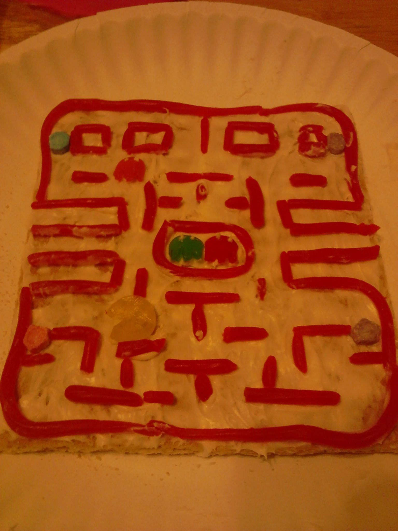 Pacman Fun Snack: Use Up That Candy : 3 Steps - Instructables