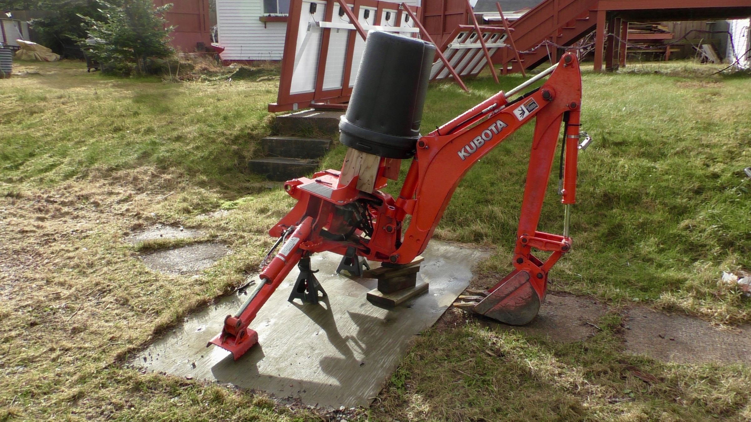 Kubota BX Removing the Backhoe : 5 Steps - Instructables