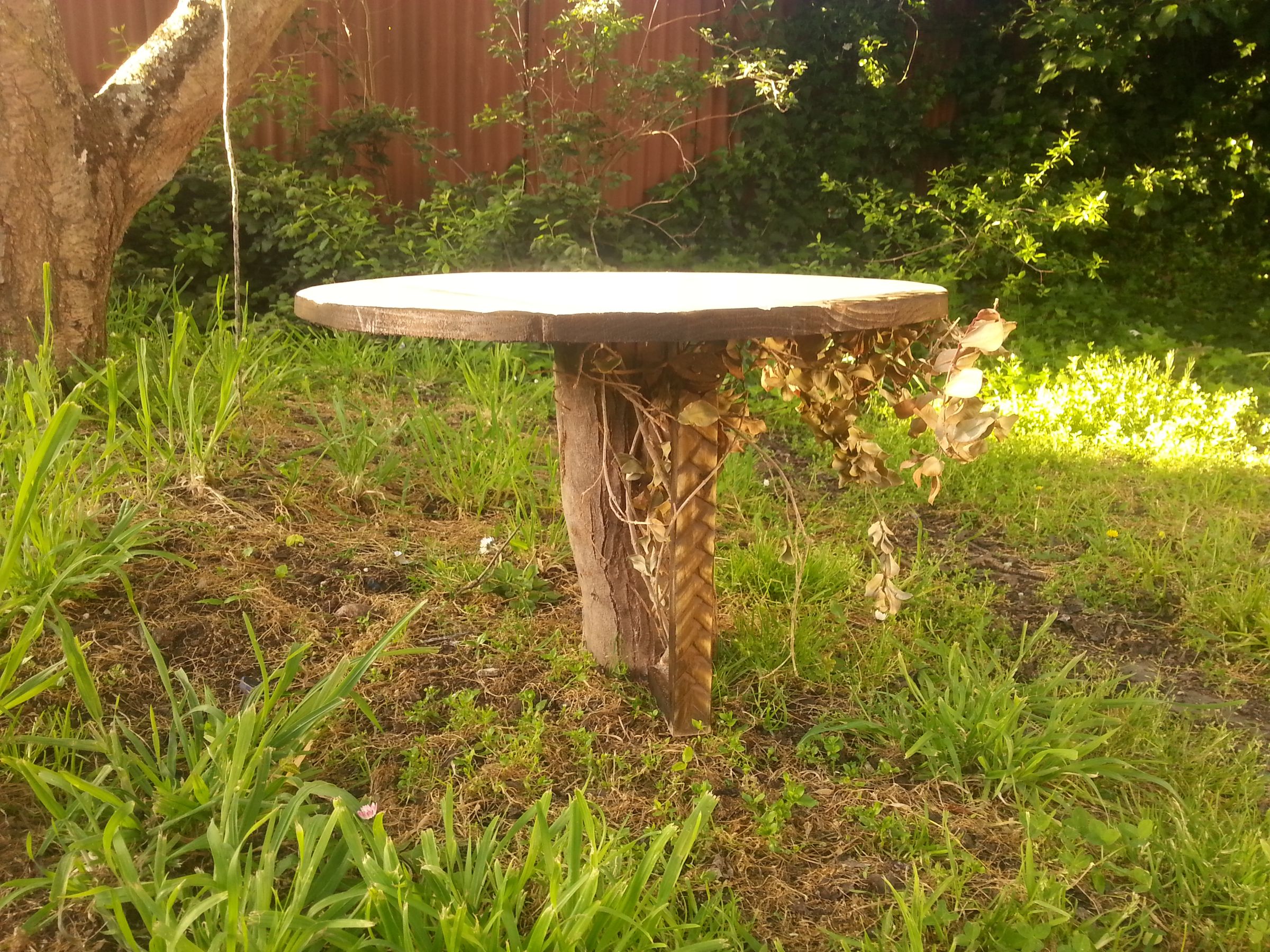 Log and Stick Reclaimed Wood Coffee Table : 6 Steps (with Pictures ...