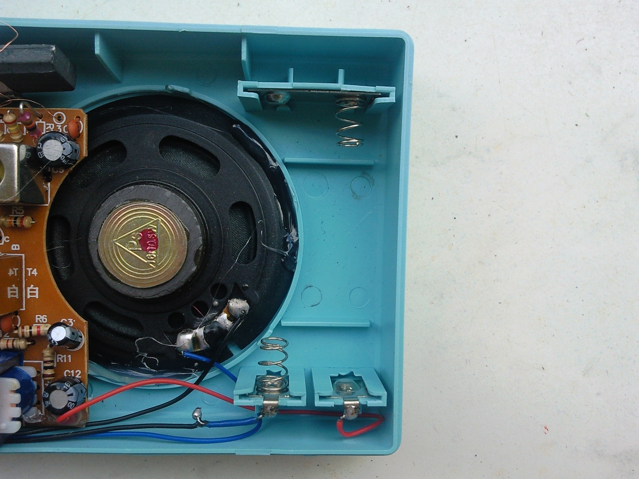 Assembling AM Radio Receiver Kit : 9 Steps (with Pictures) - Instructables