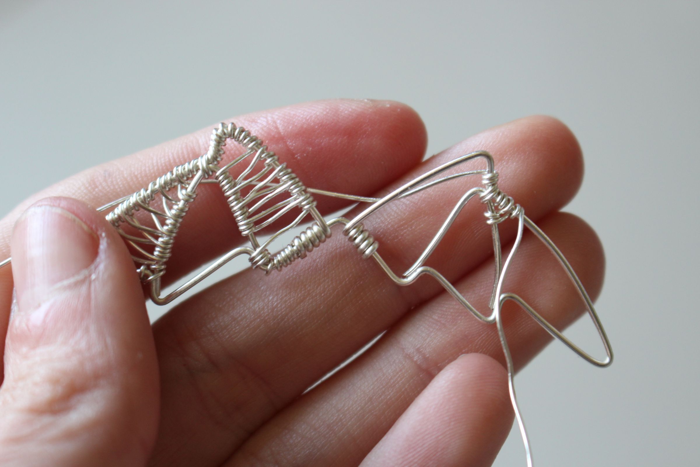 Wirework Wings Pendant : 13 Steps (with Pictures) - Instructables