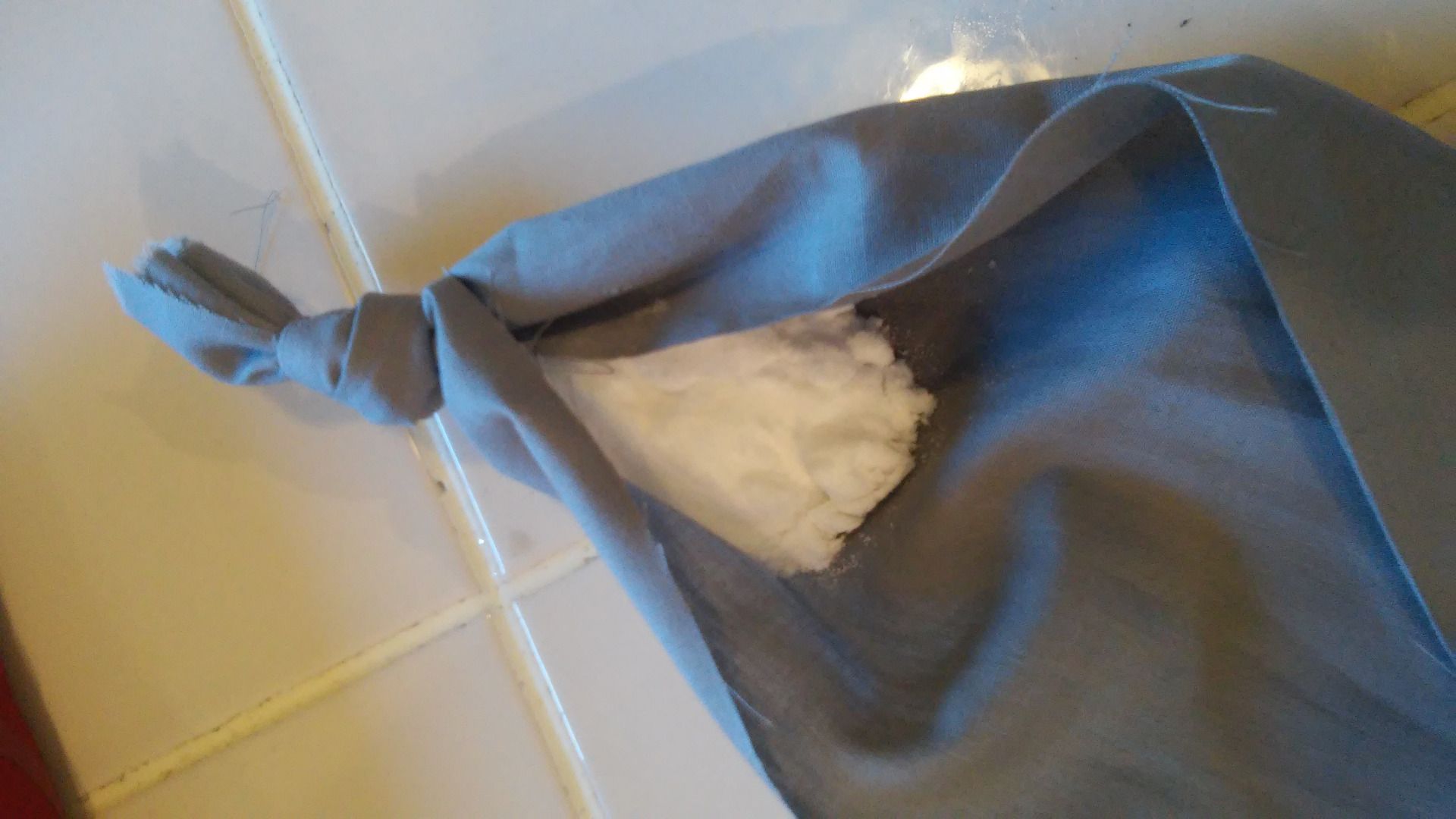 Shoe Odor Eaters : 4 Steps (with Pictures) - Instructables