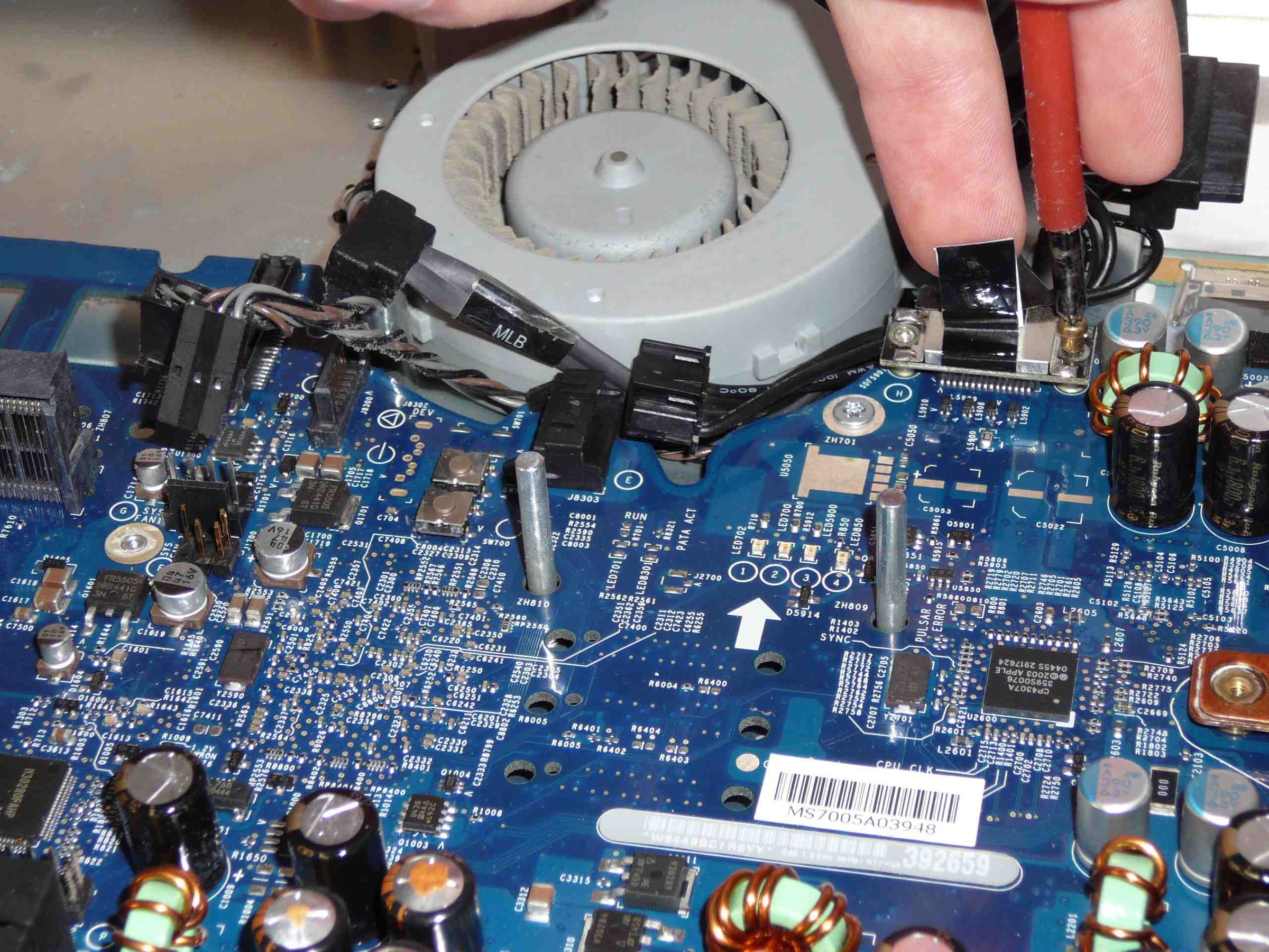 Imac G5 DIY Capacitors Repair : 9 Steps (with Pictures) - Instructables