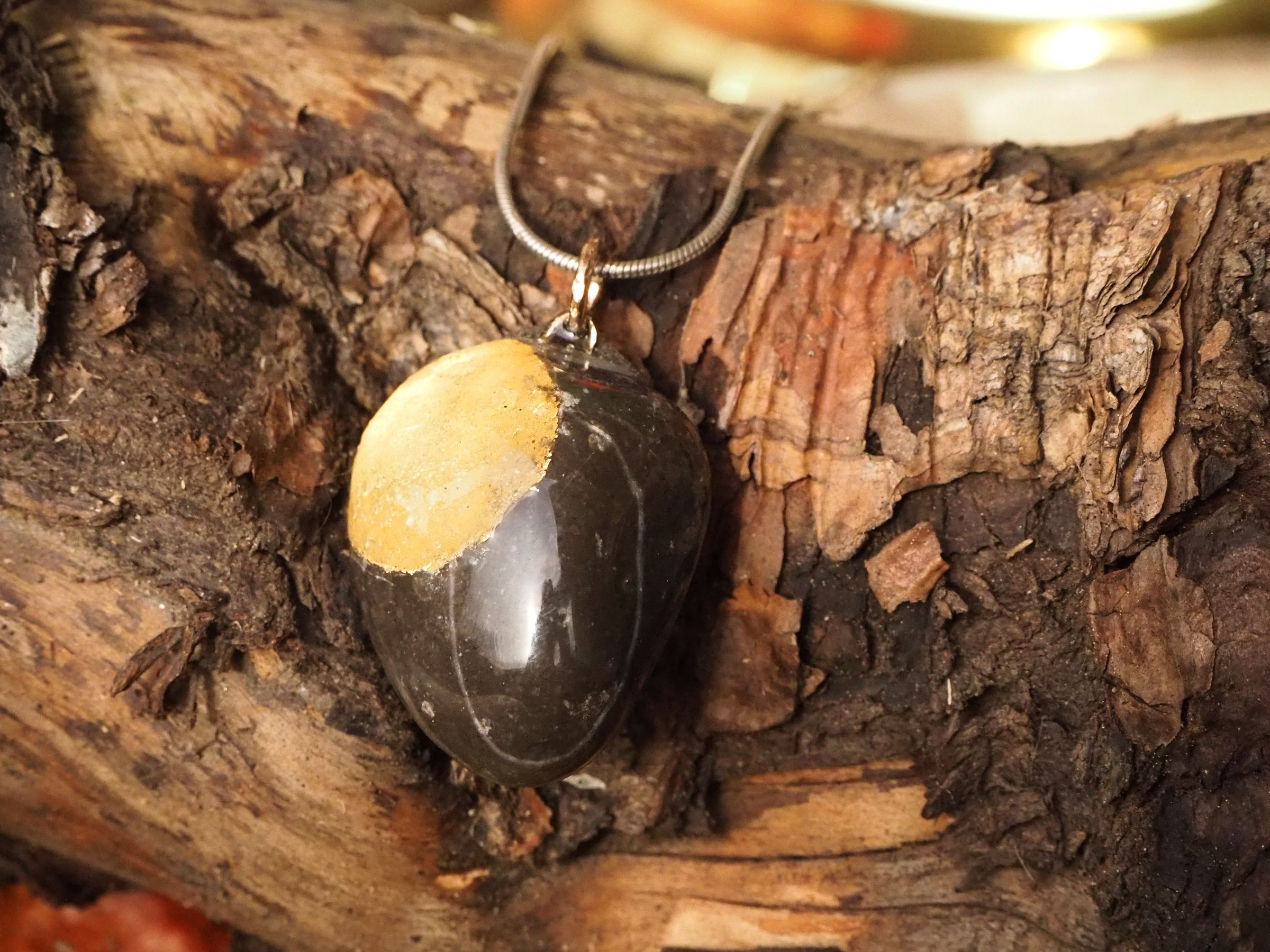 Half-Glass Stone Pendants : 10 Steps (with Pictures) - Instructables