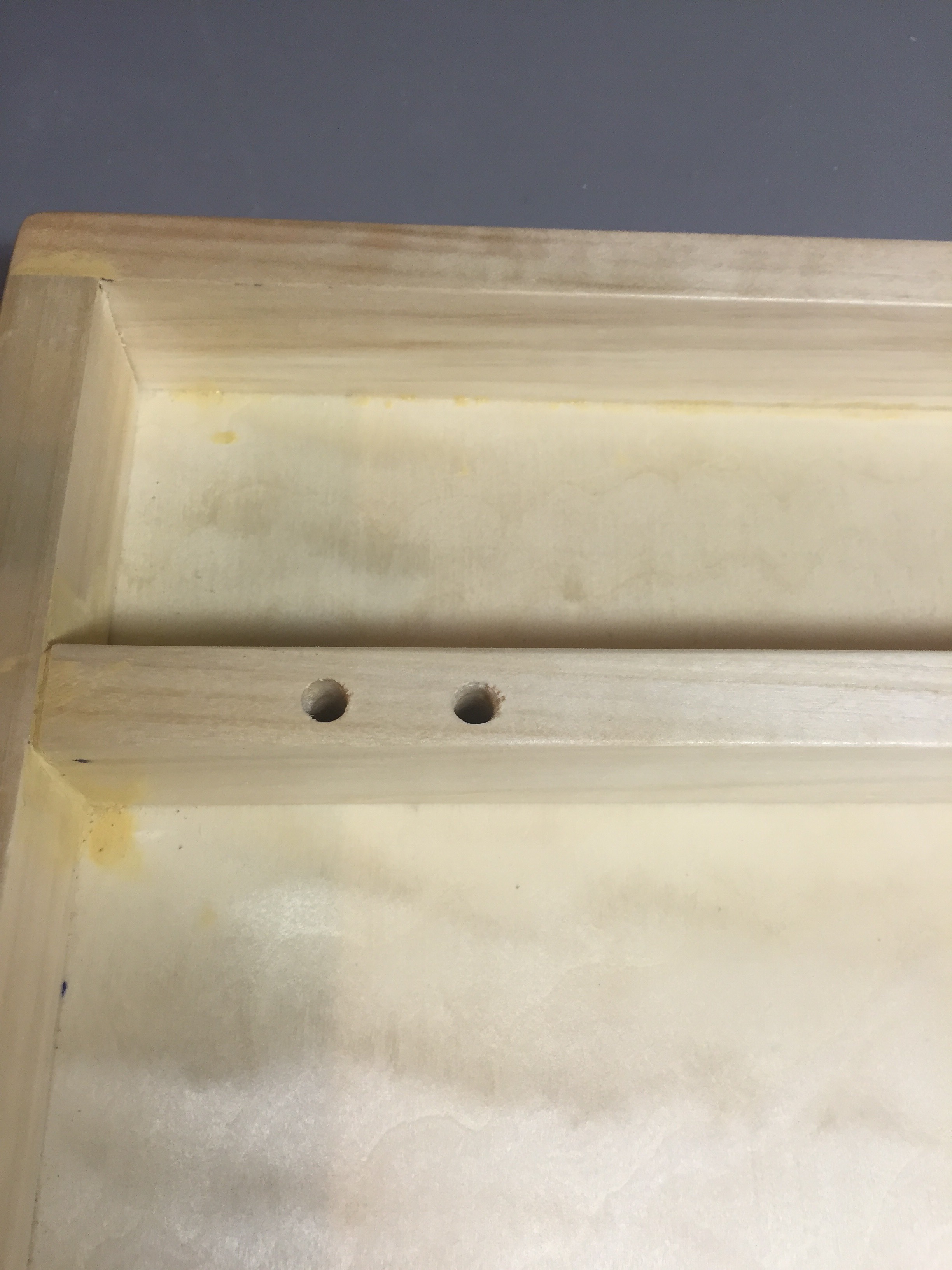 Carvers Lap Table : 12 Steps - Instructables