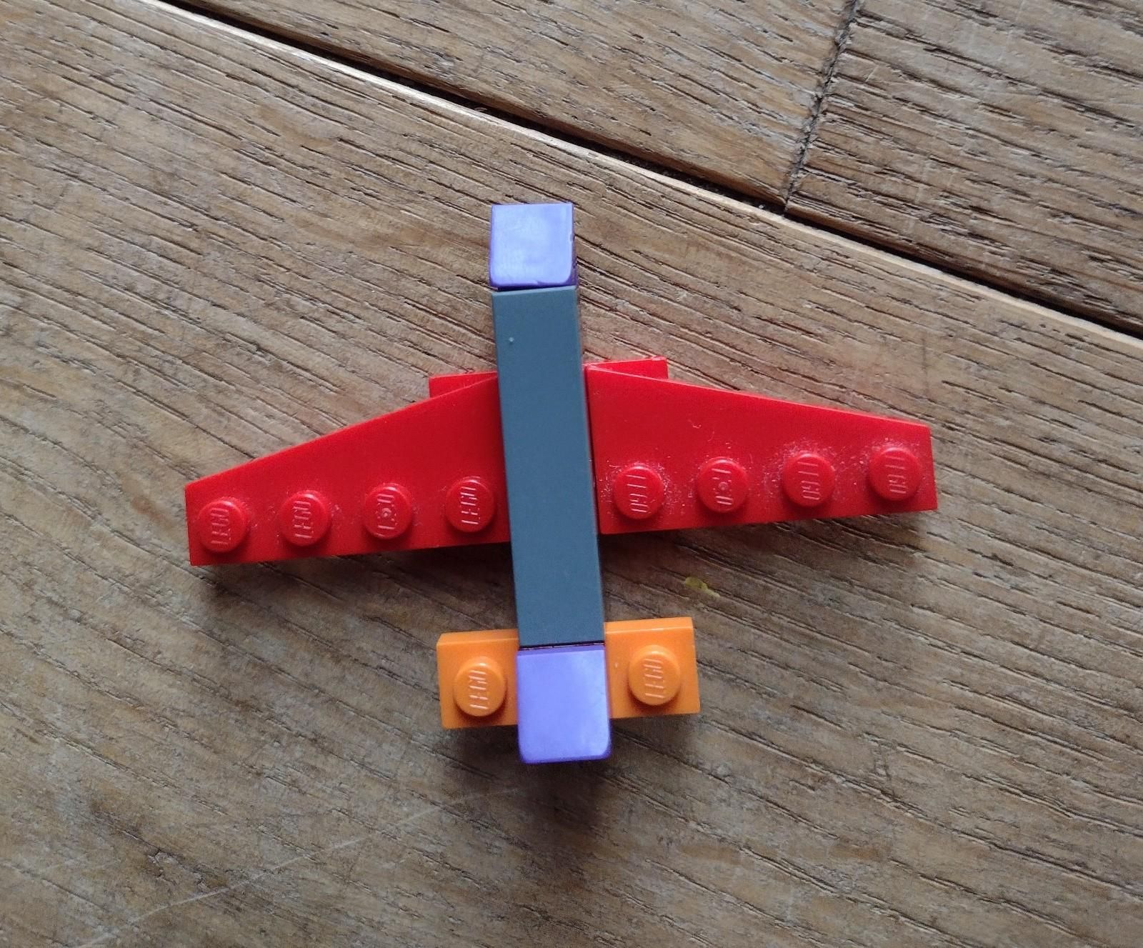 Lego Seaplane : 4 Steps - Instructables