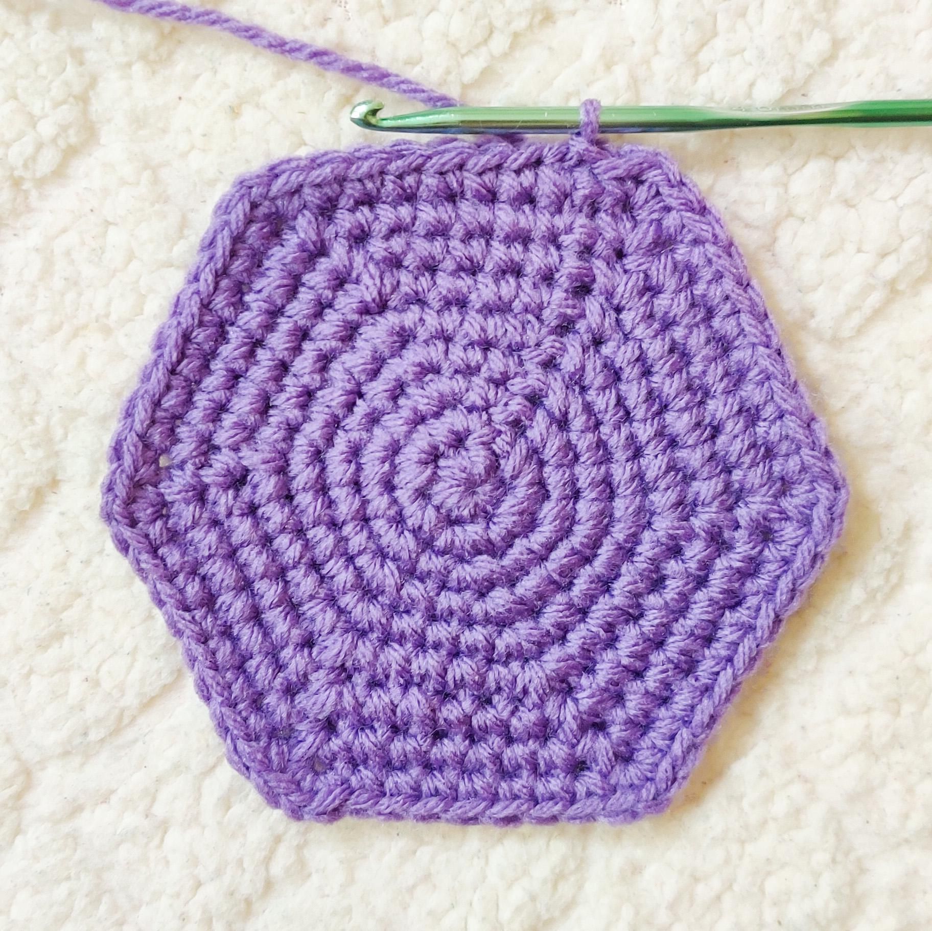 Single Crochet Solid Hexagon : 9 Steps (with Pictures) - Instructables