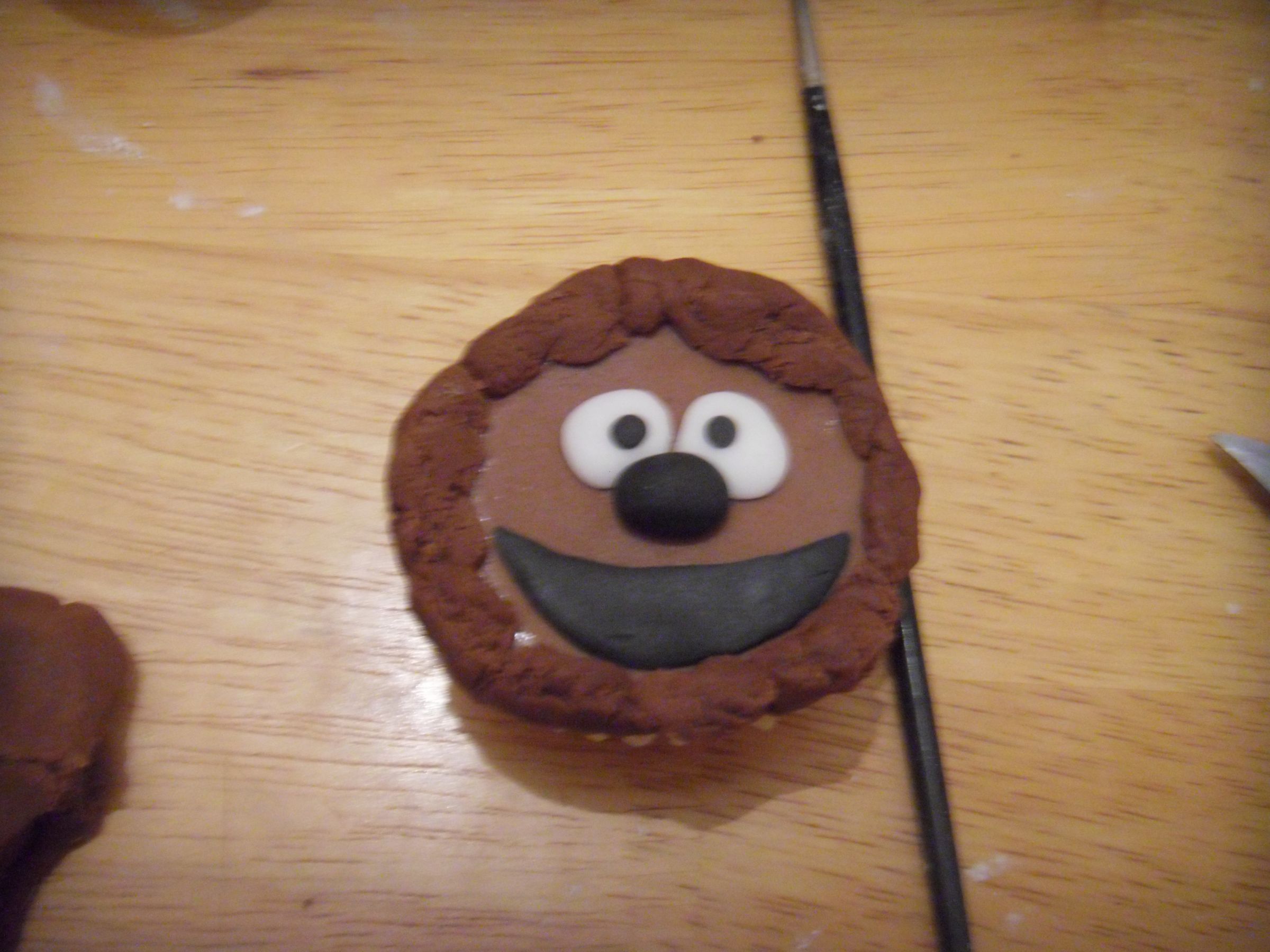 Muppet Face Cup Cakes : 12 Steps (with Pictures) - Instructables