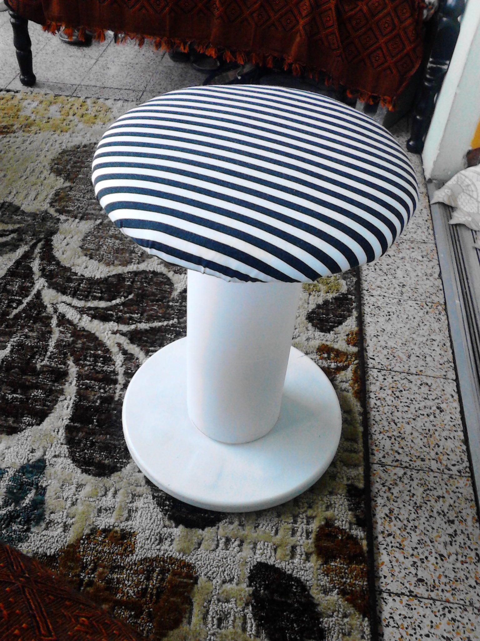 Easy No Sew Diy Round Stool Made From Plastic Spool Thingy : 3 Steps ...