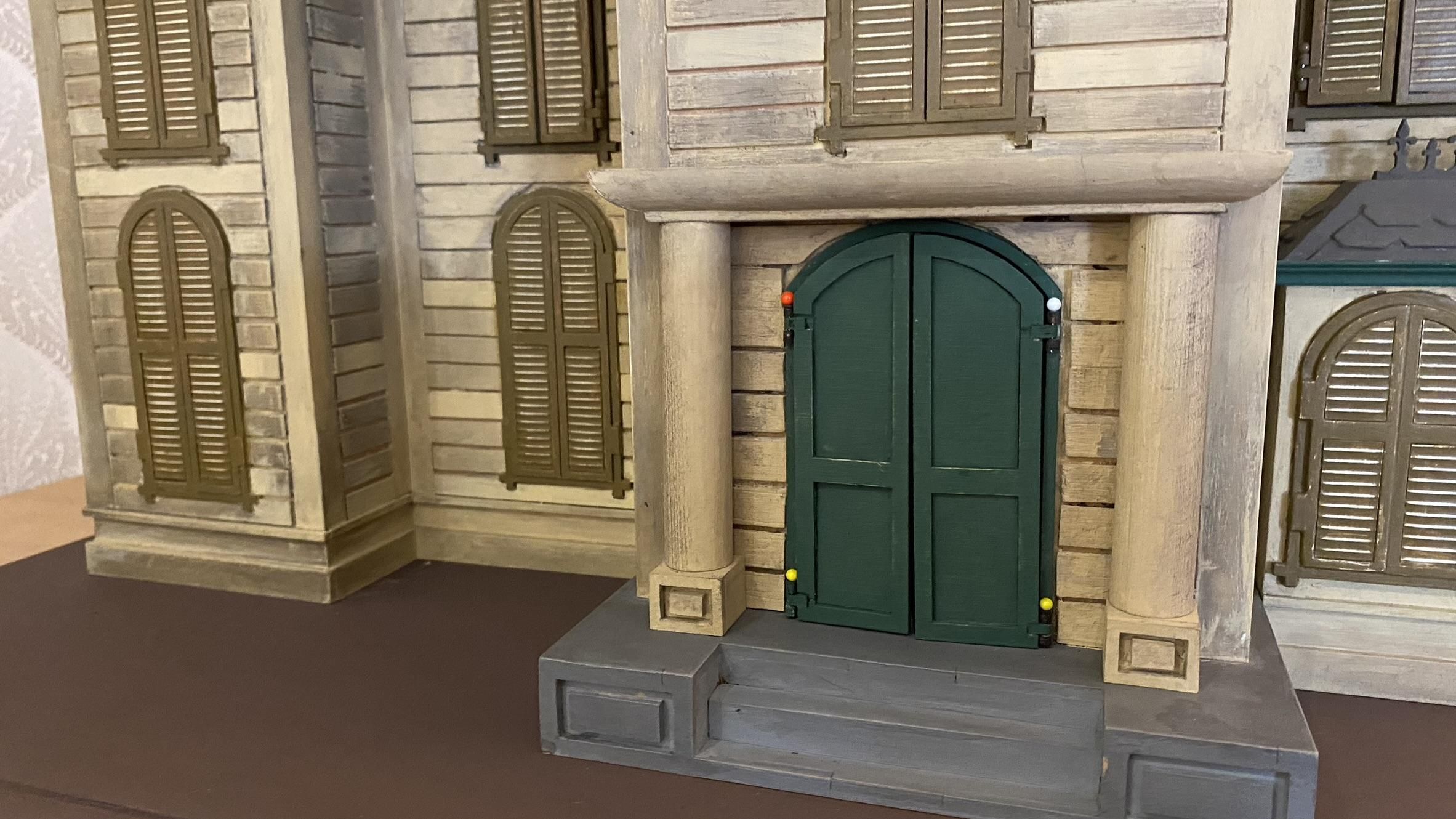 Addams Family Movie Clock - Full Size Replica With Animations and Sound ...