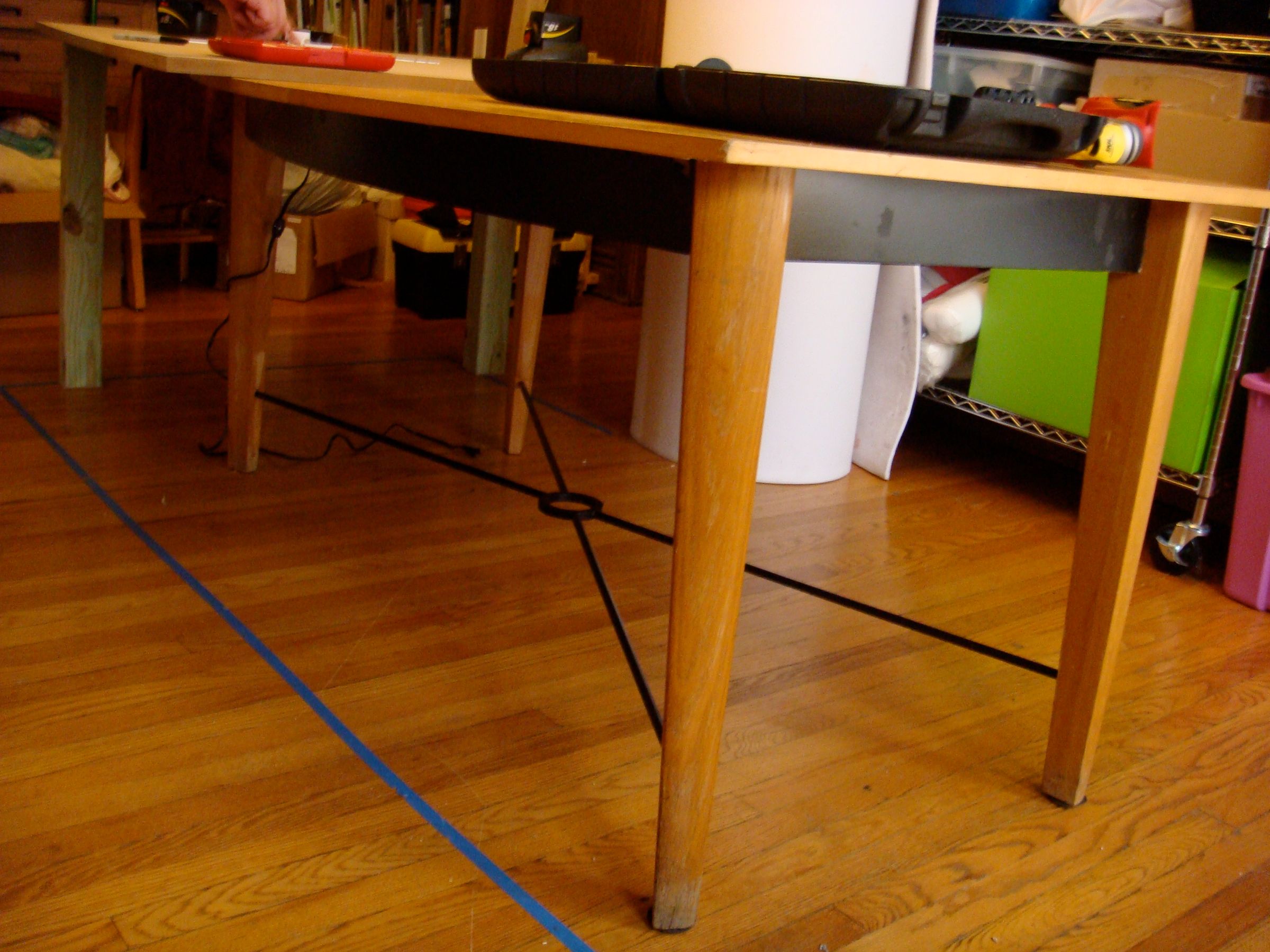Build a Profesional Style Screen Printing Table : 5 Steps - Instructables