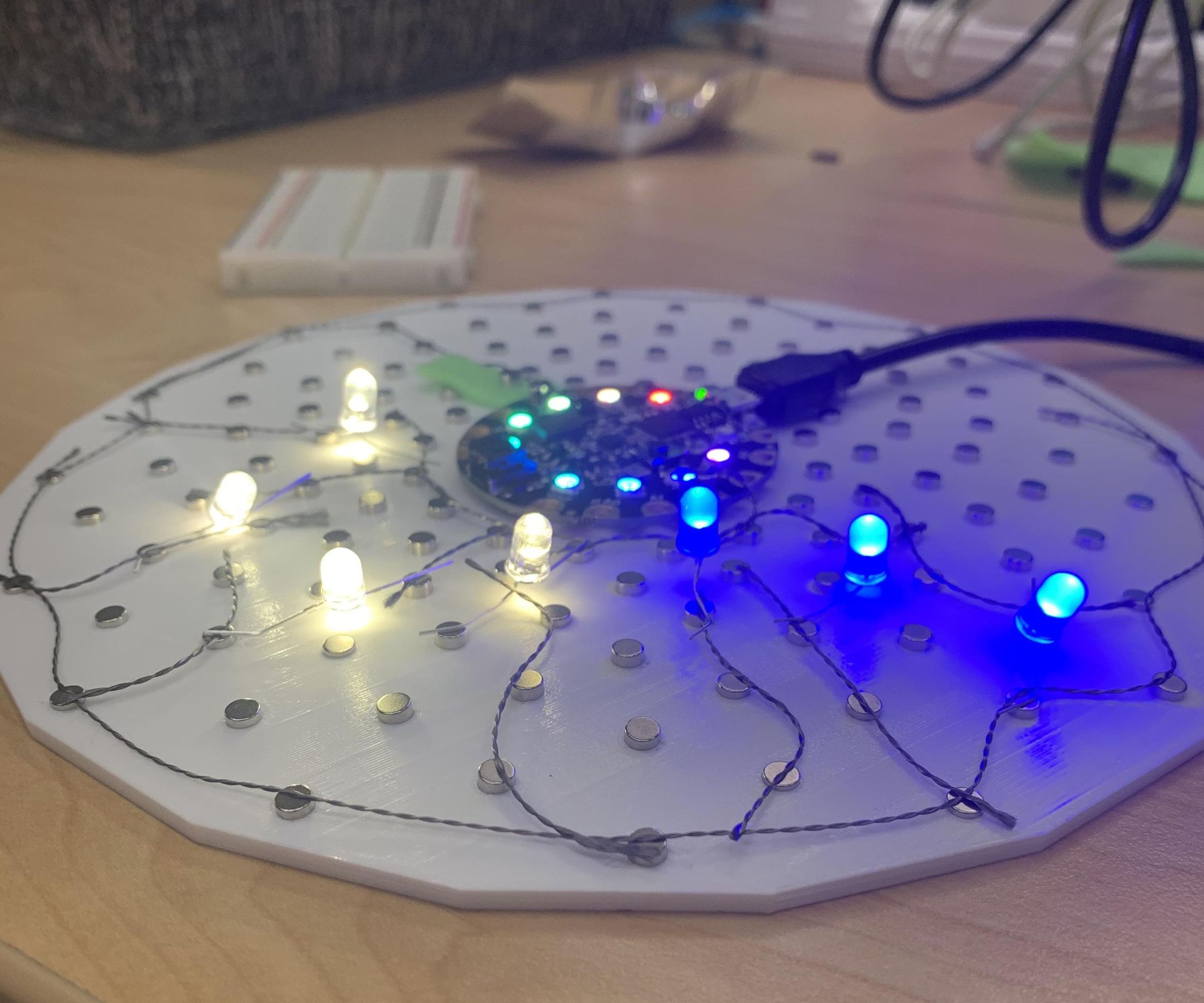 Constellation Conductive Thread Circuit : 4 Steps - Instructables