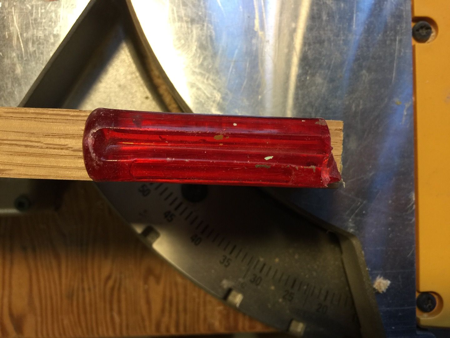 Rehandle a Screwdriver : 4 Steps (with Pictures) - Instructables