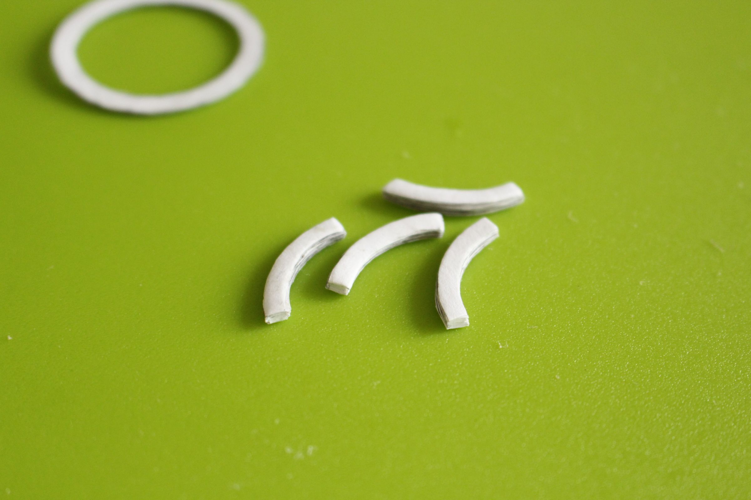 Paper Timeturner Necklace : 35 Steps (with Pictures) - Instructables