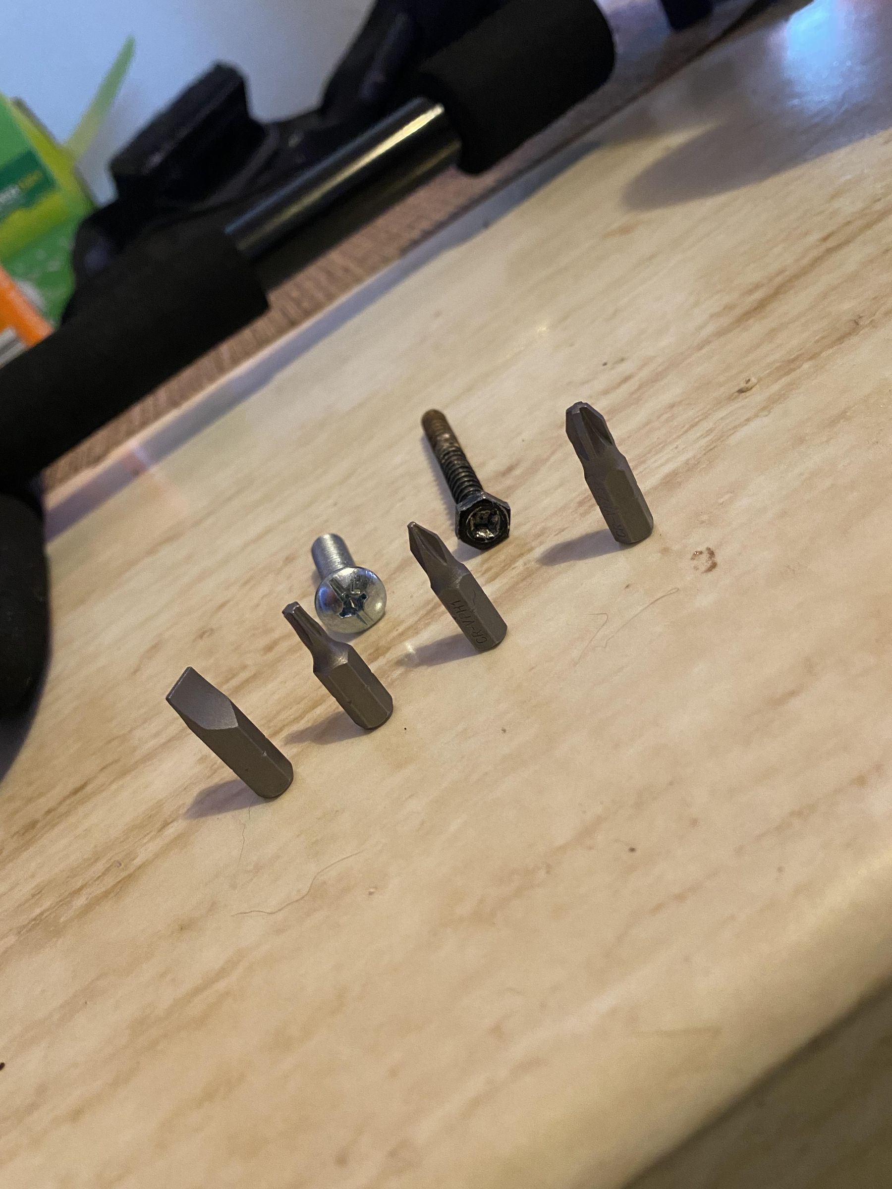 How to Operate a Power Drill : 6 Steps - Instructables