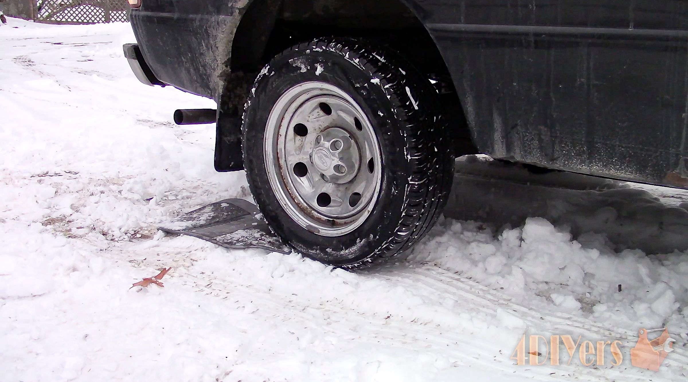 How to Get Your Vehicle Unstuck in the Snow : 6 Steps (with Pictures ...