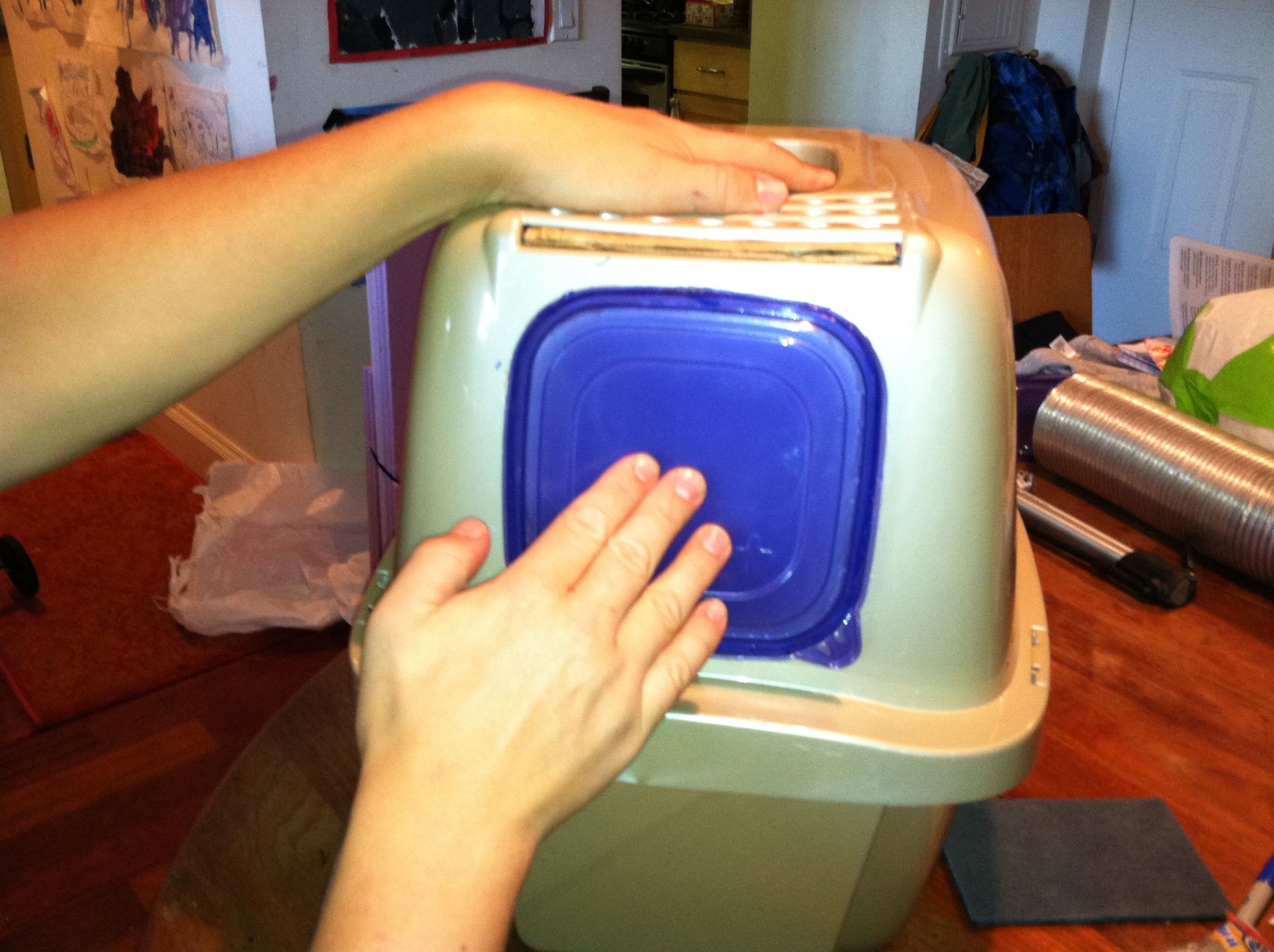 Odorless Cat Litter Box : 9 Steps (with Pictures) - Instructables