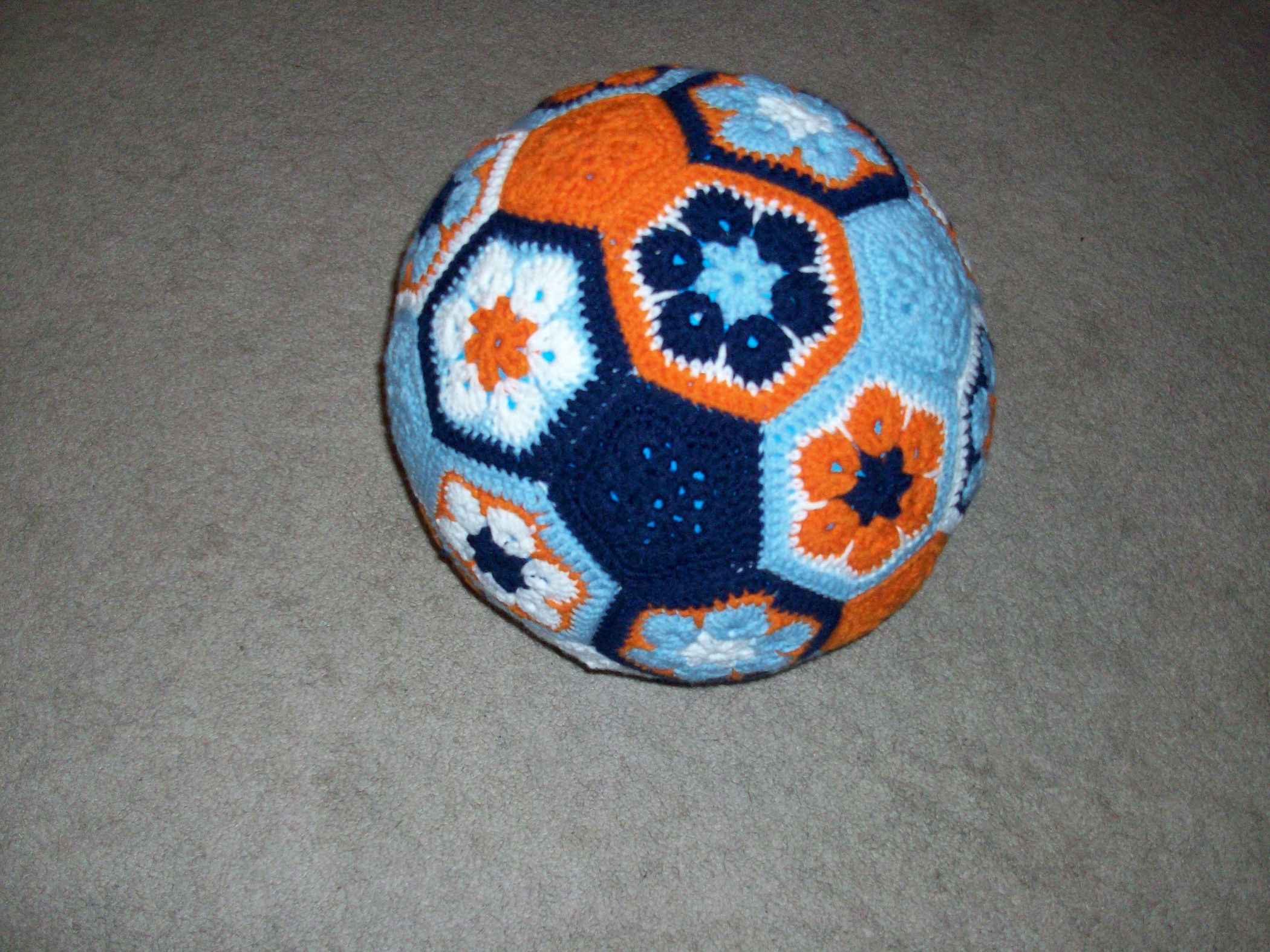 African Flower Beach Ball - Instructables