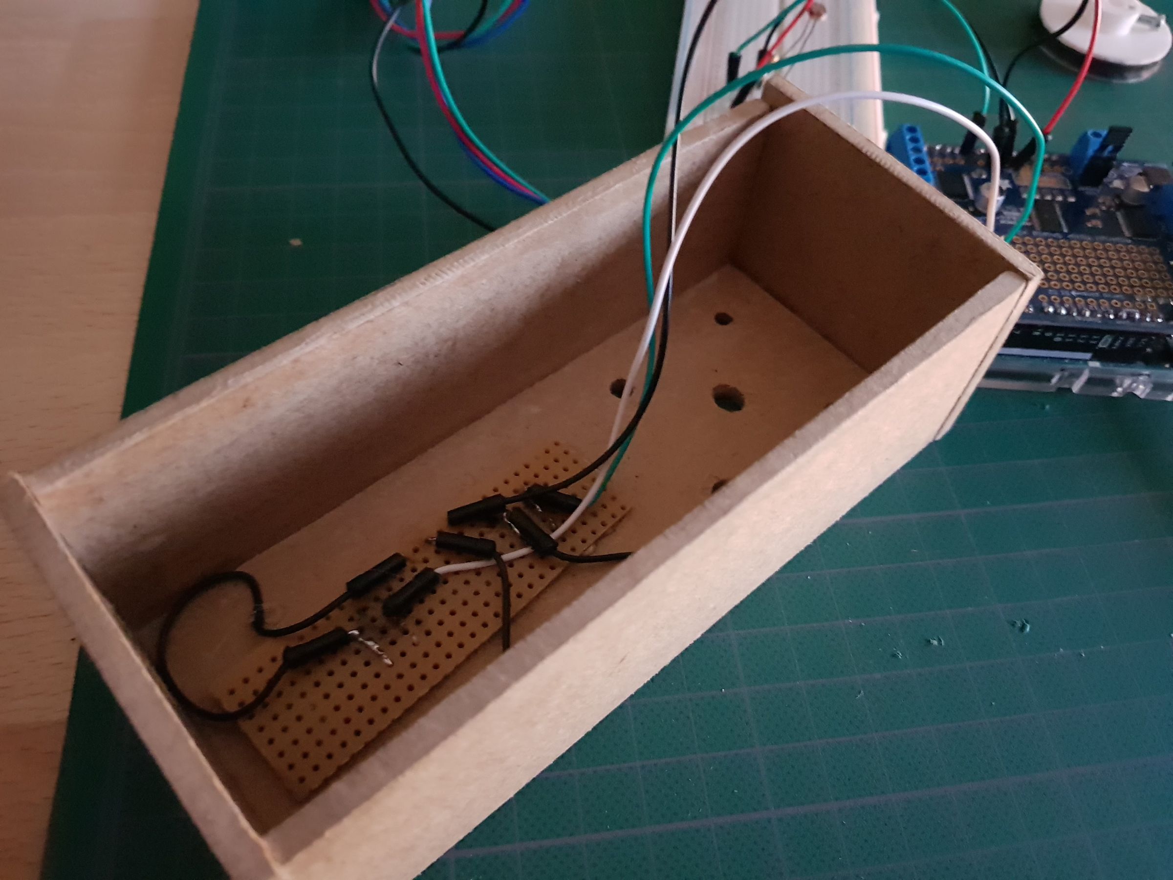 Arduino Shades (English) : 7 Steps (with Pictures) - Instructables
