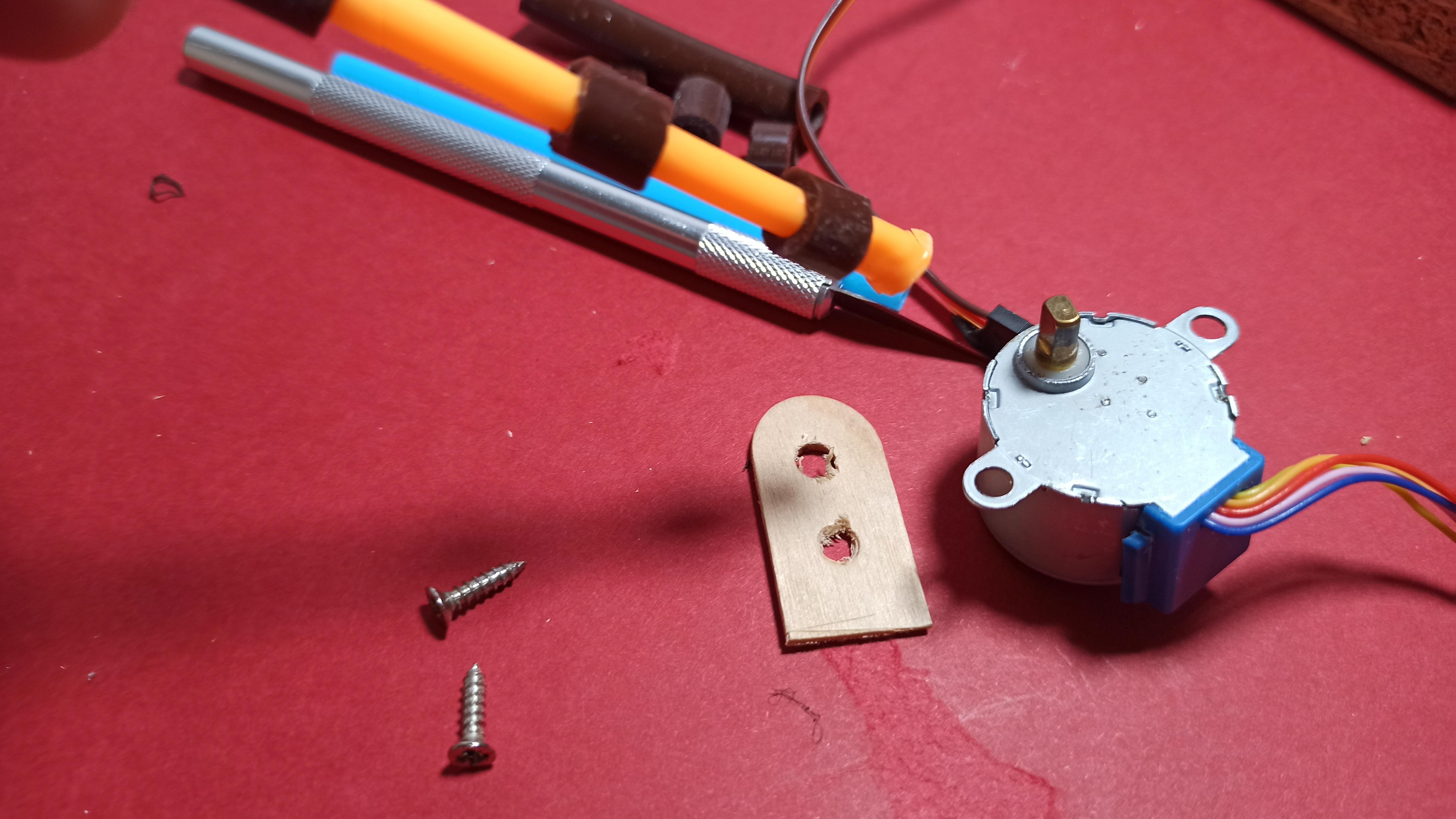 How to Make a Simple Seismograph : 4 Steps (with Pictures) - Instructables