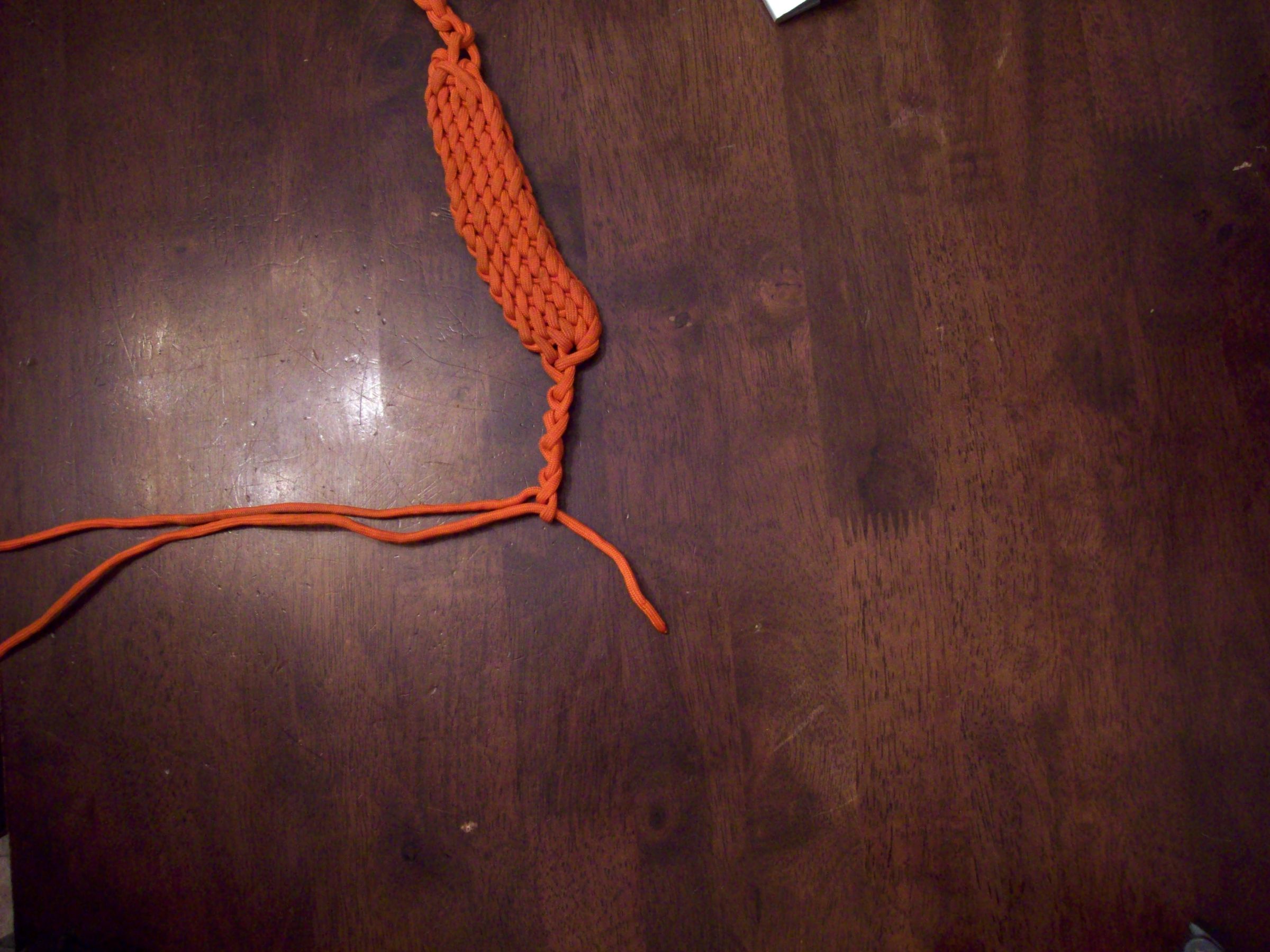 Paracord Rock Sling : 5 Steps - Instructables