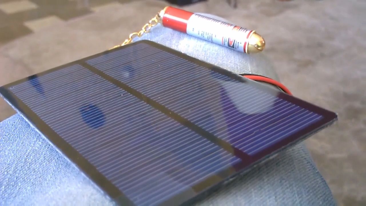 Solar Powered Laser (pointer) - One "hobby Size" Panel Runs It ...