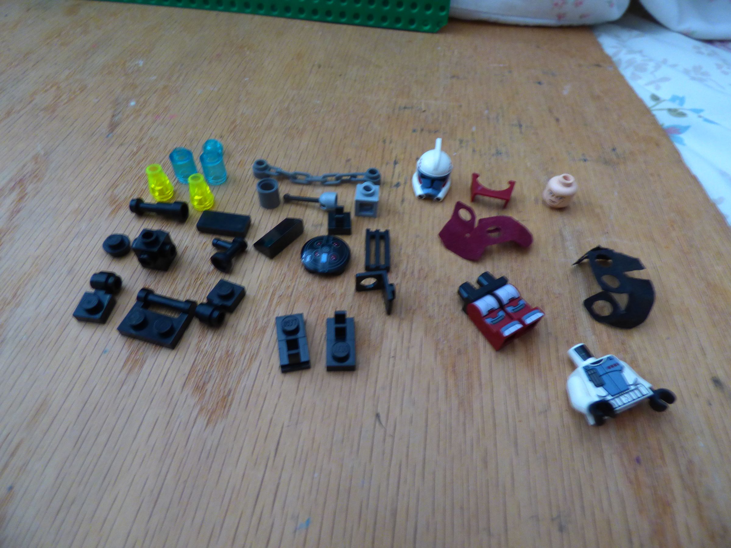 Lego Star Wars Clone Commander Echo : 5 Steps - Instructables