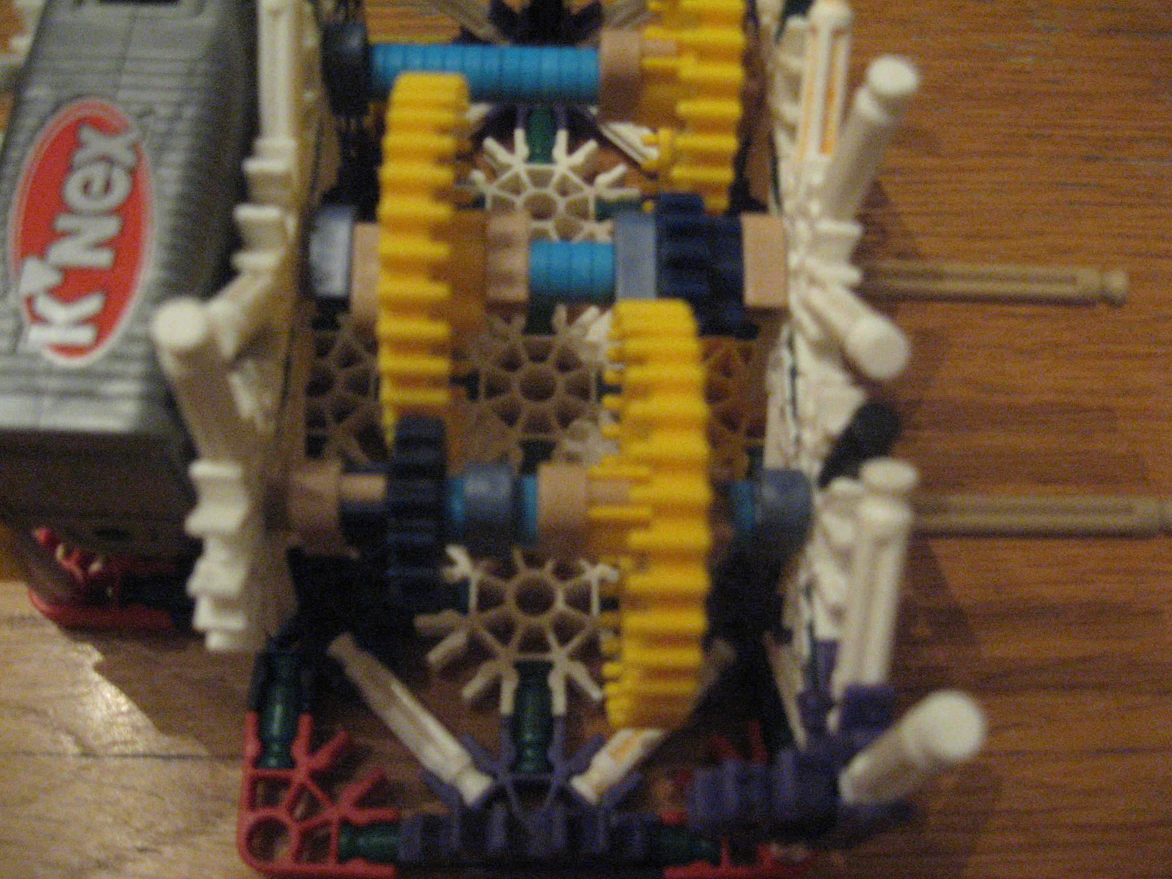 K'nex Gearbox: Make Your K'nex Motor 6x Faster! : 9 Steps - Instructables