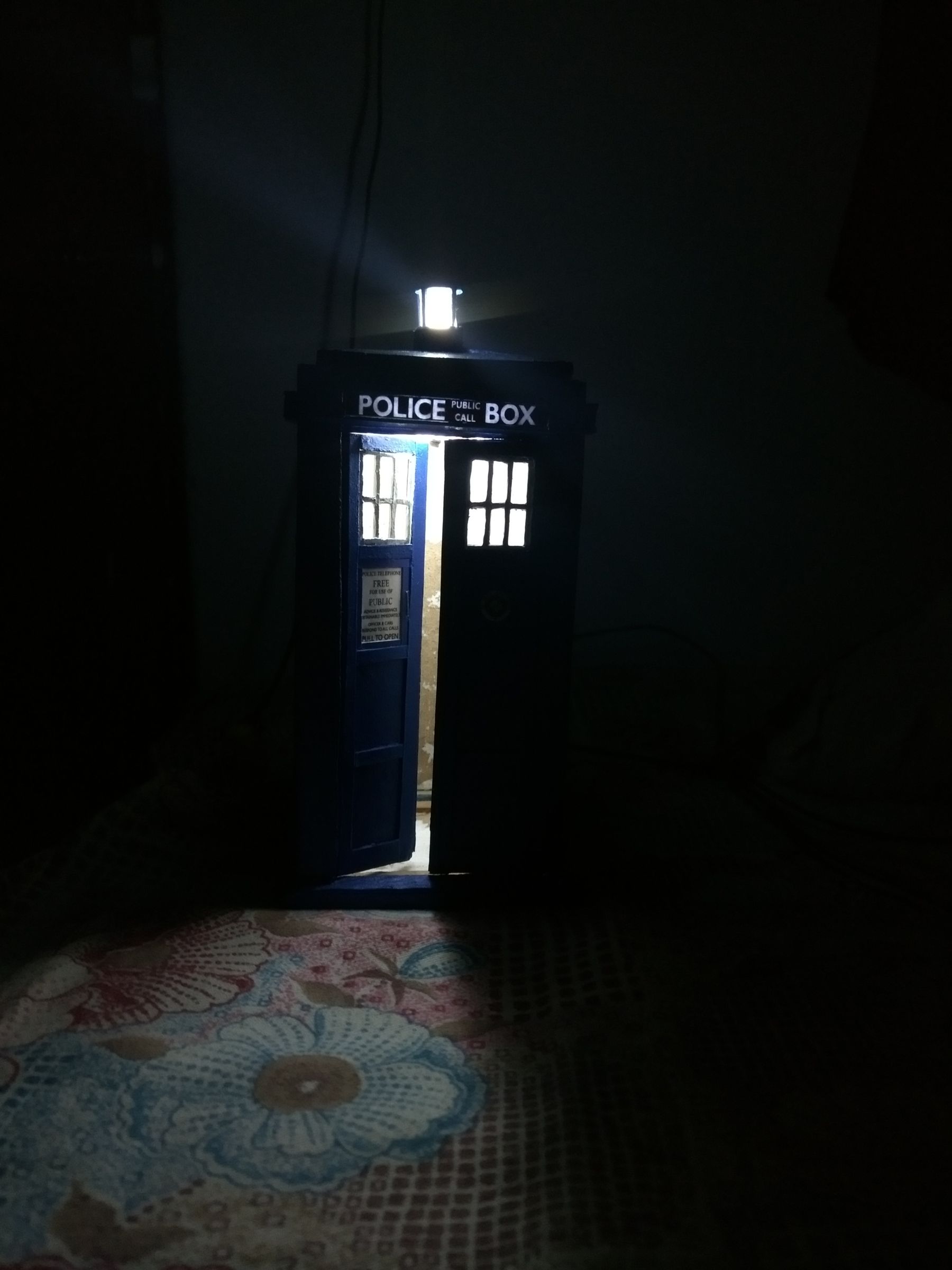 Make a Mini TARDIS With Light and Sound Effects! : 11 Steps (with ...