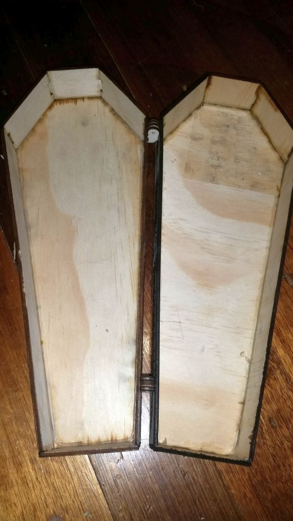 Laser Cut and Engraved Coffin : 6 Steps - Instructables