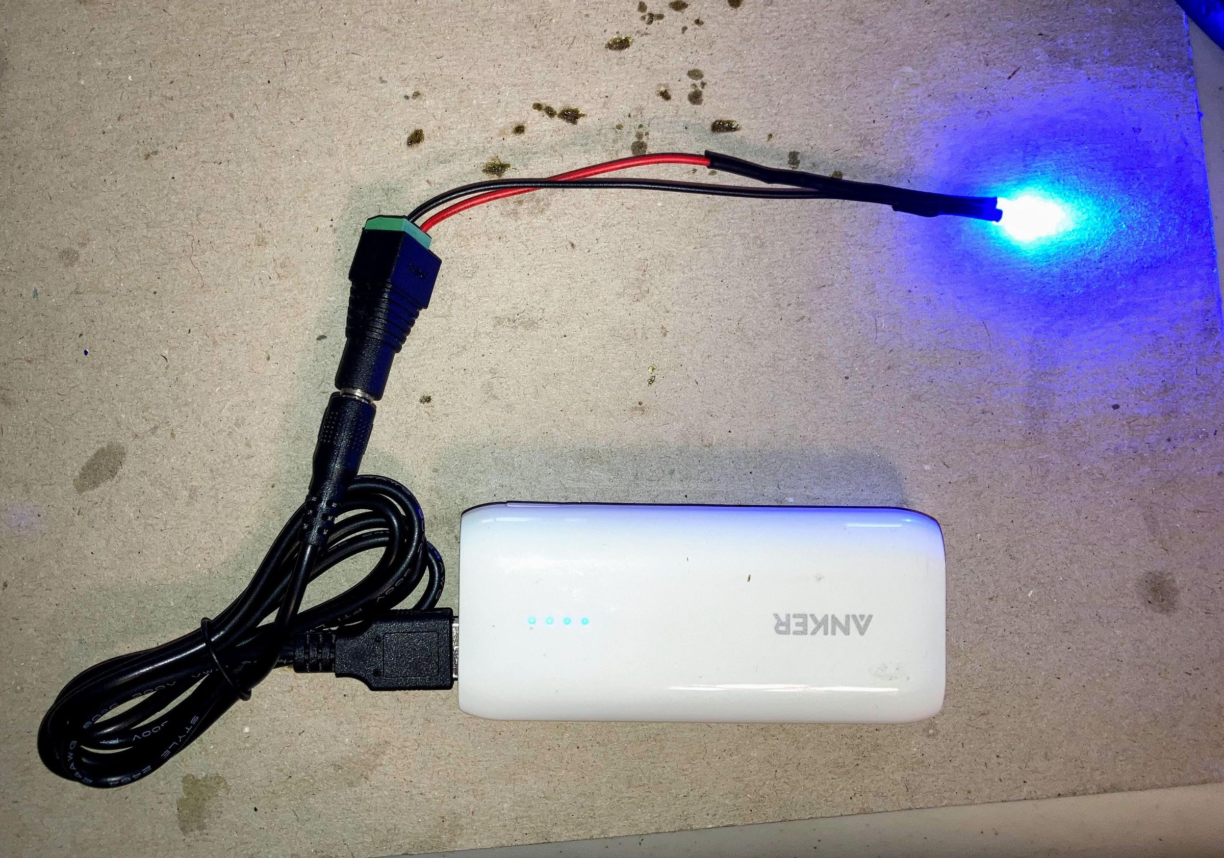 Learn to Solder: USB LED : 3 Steps (with Pictures) - Instructables