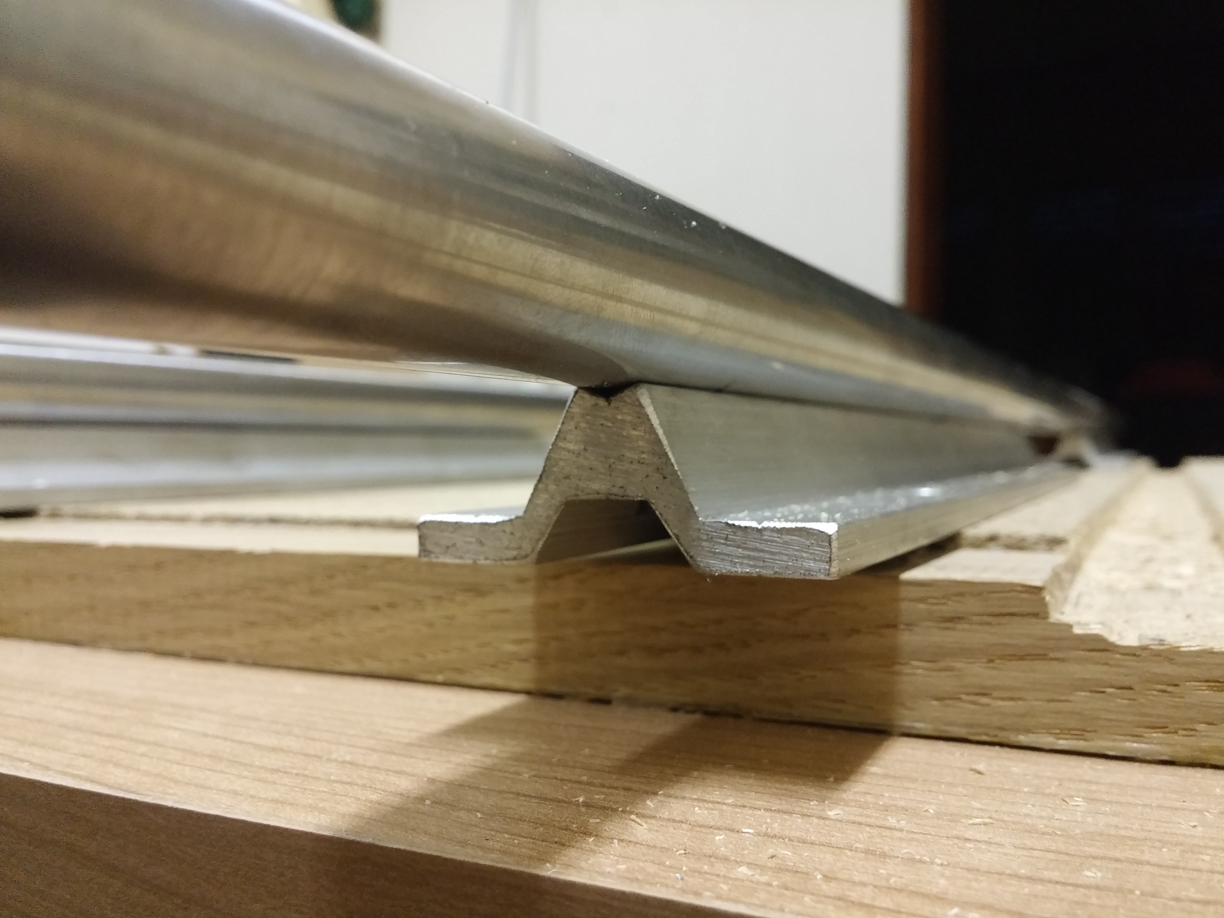 Aluminium Sliding Carriage : 8 Steps (with Pictures) - Instructables