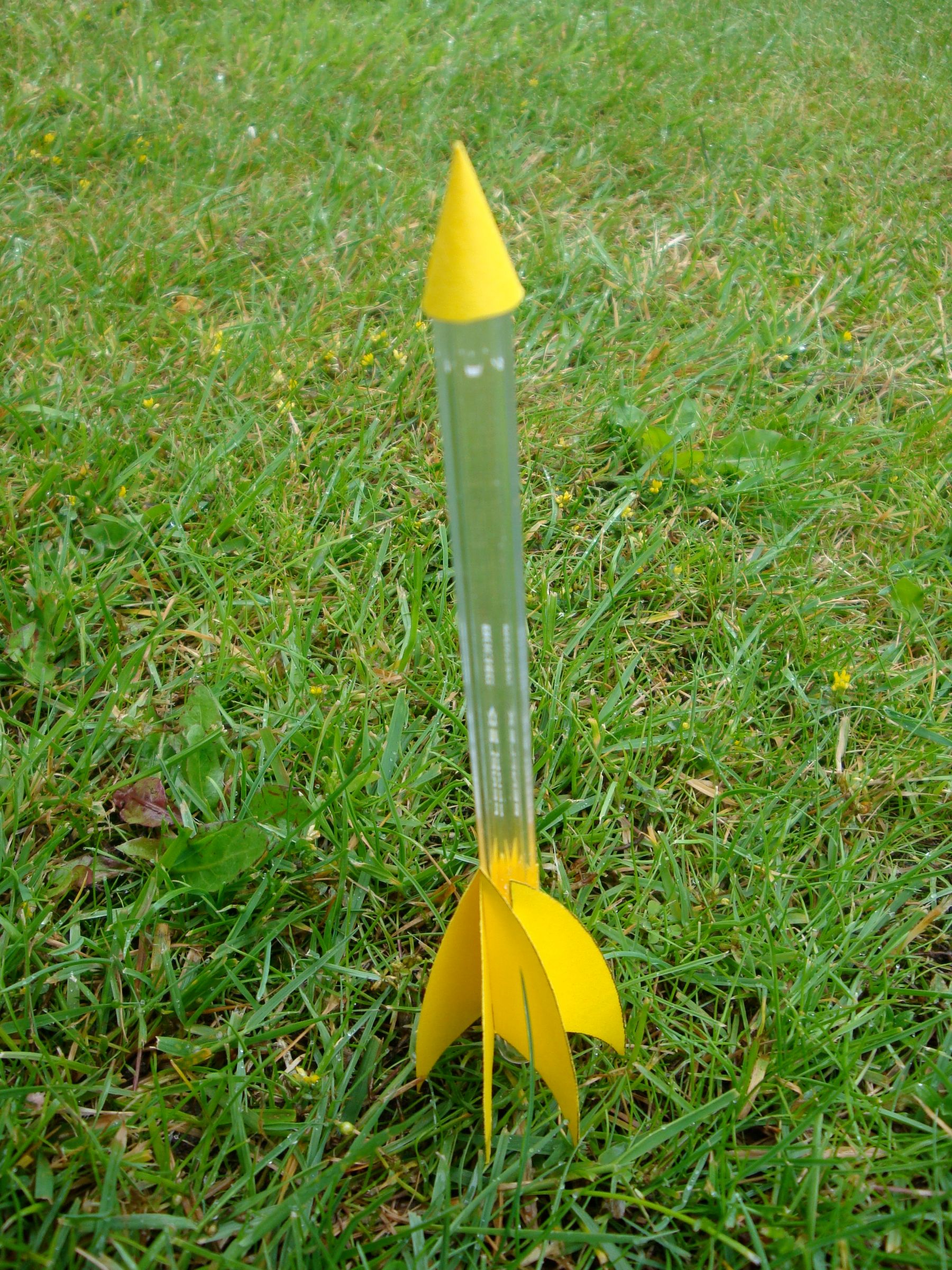 THE 5 MINUTE POCKET ROCKET!!! : 7 Steps - Instructables