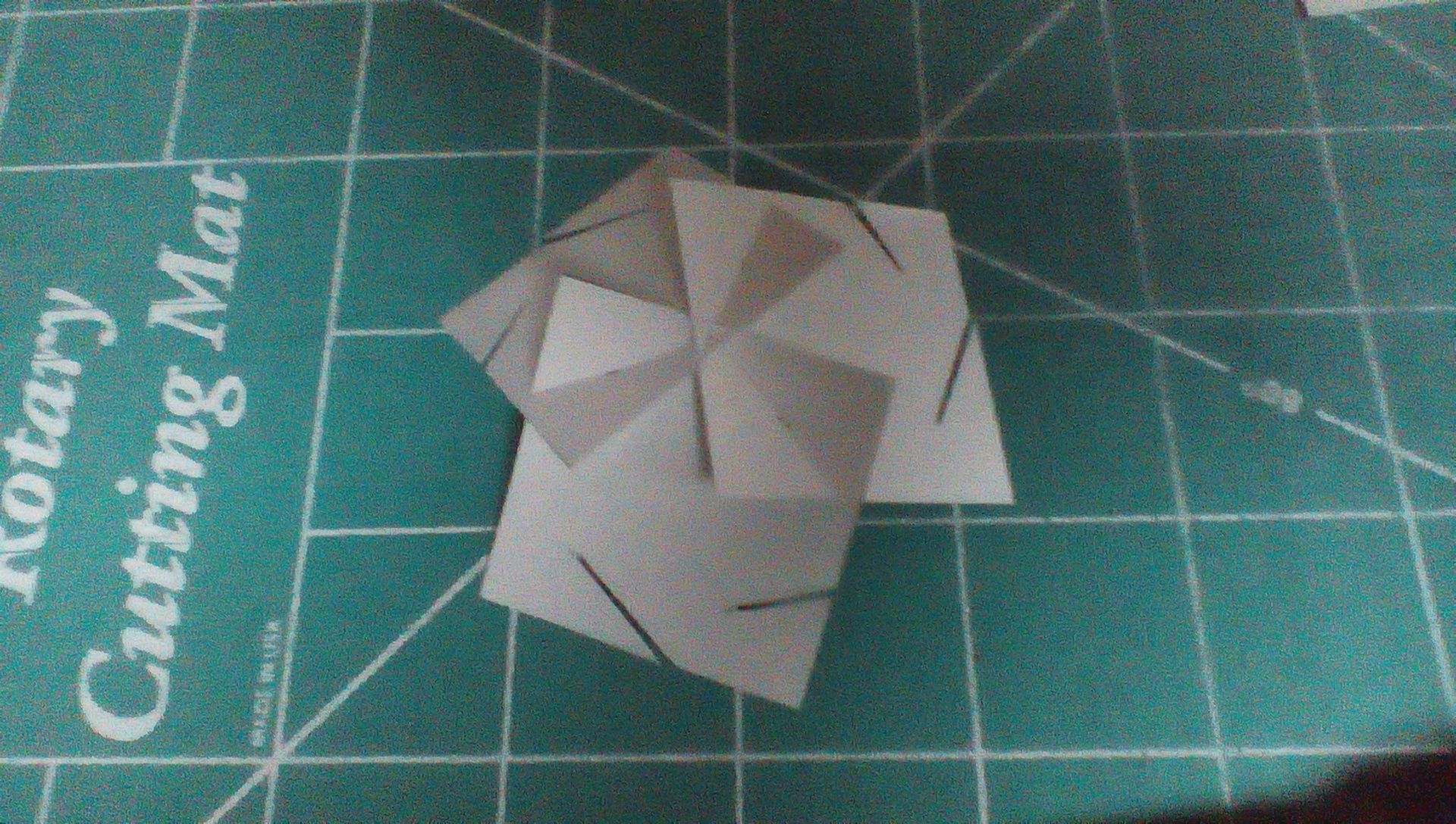 Paper Snowball #2 : 4 Steps (with Pictures) - Instructables