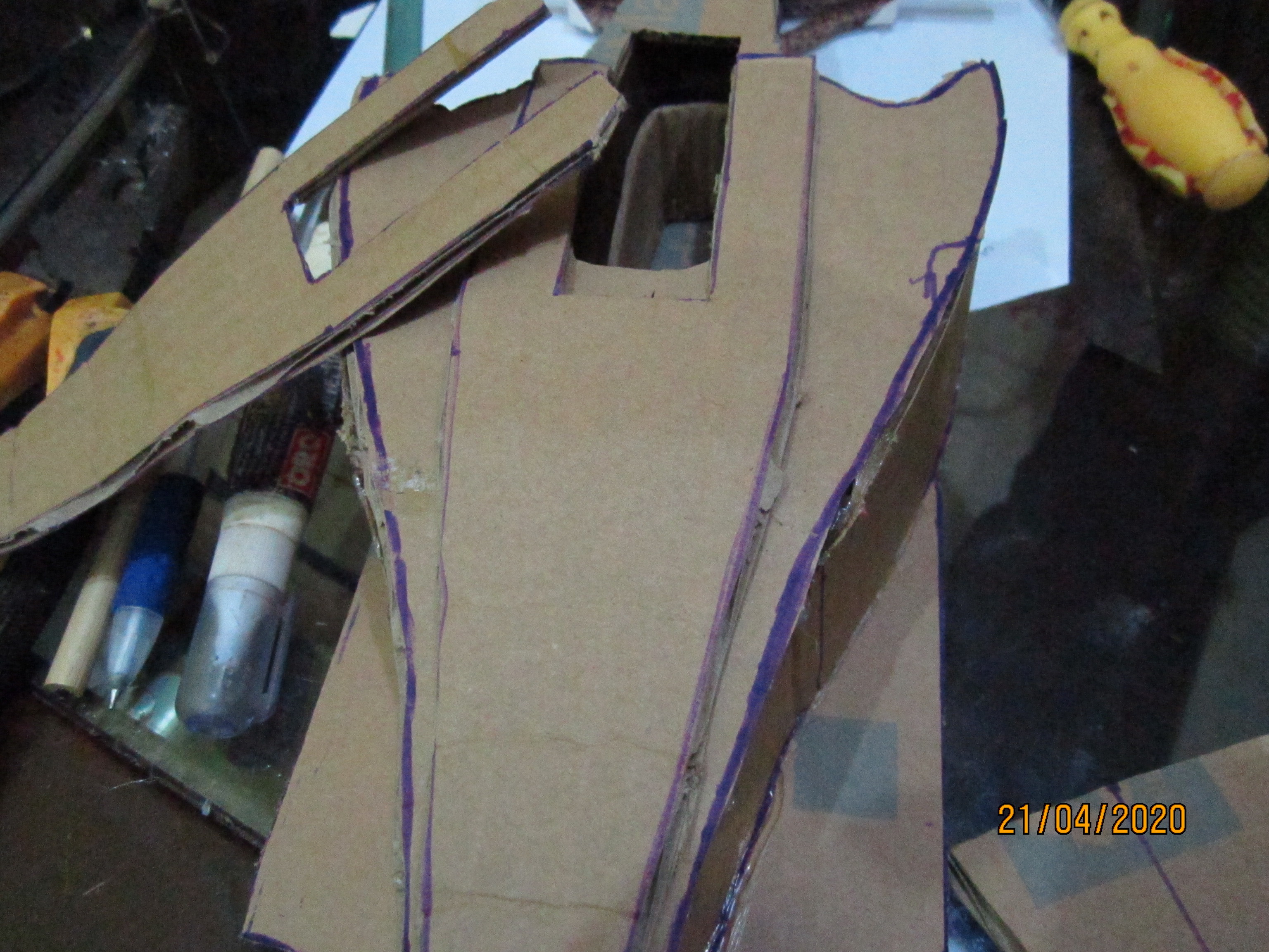 DIY Cardboard Formula 1 Car Model : 4 Steps - Instructables