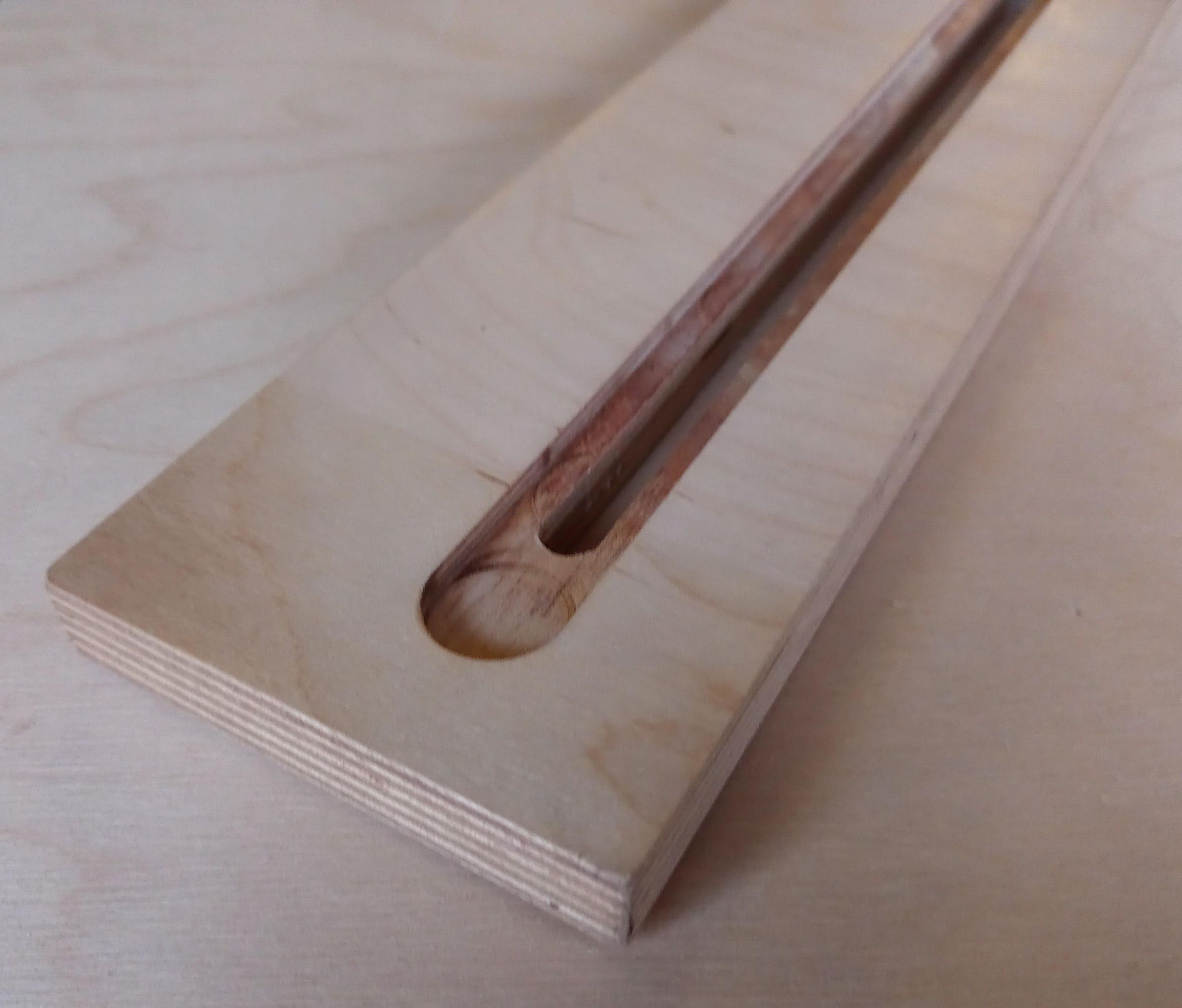 Clamping & Layout Worktop : 8 Steps (with Pictures) - Instructables