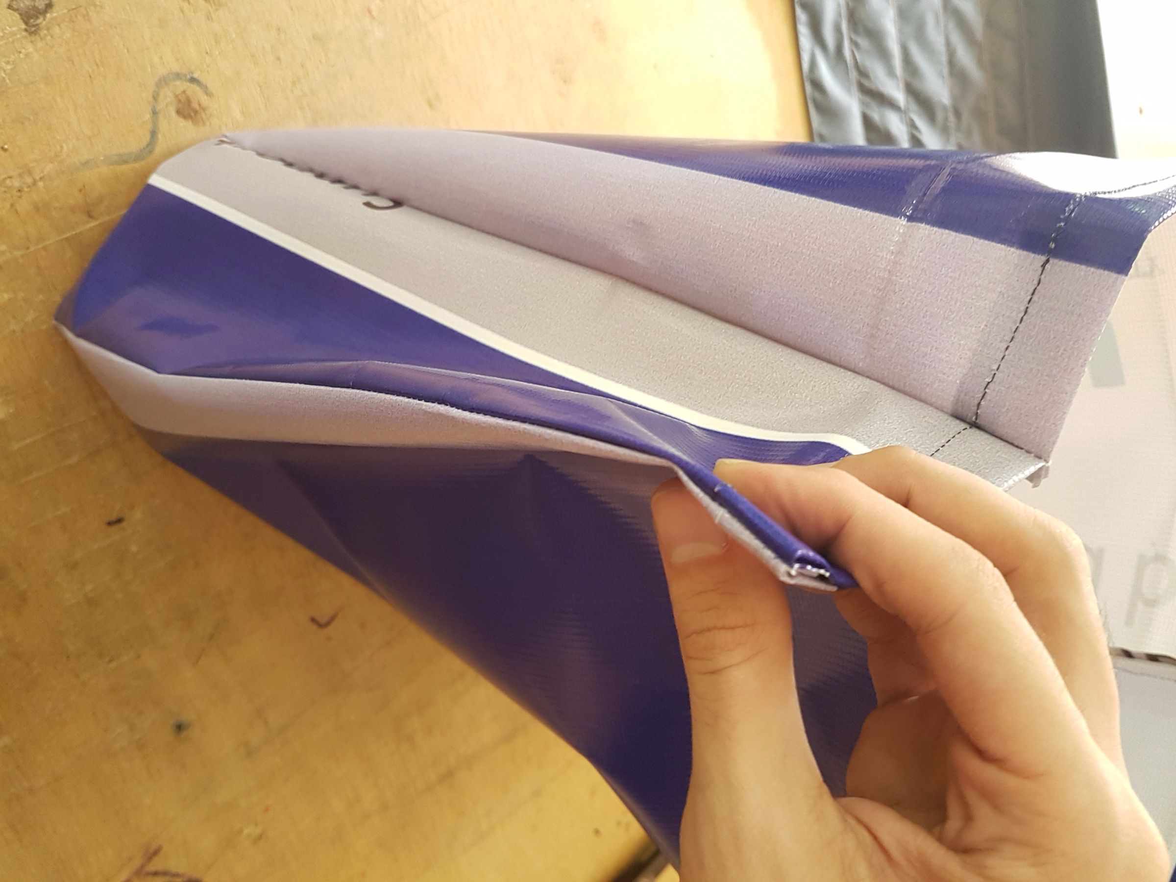 Upcycled Banner Tote Bag : 13 Steps (with Pictures) - Instructables