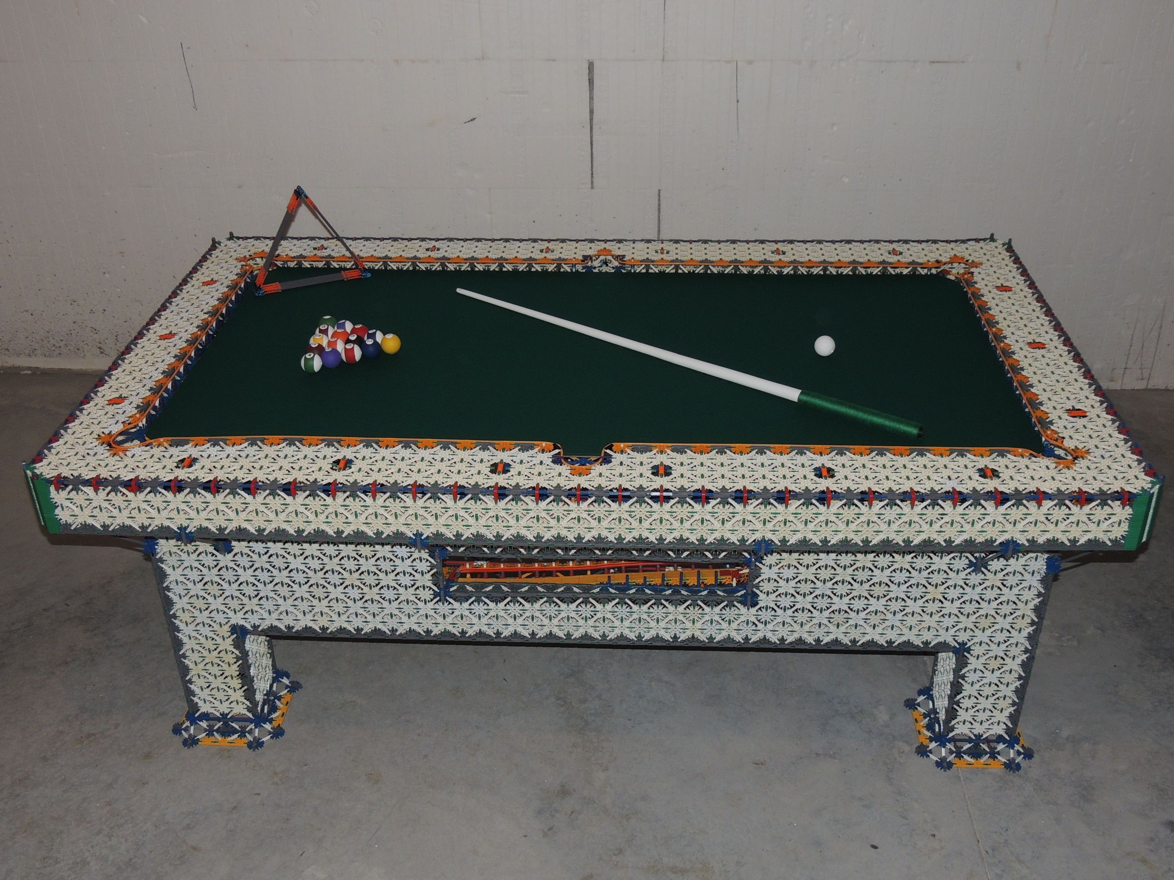 K'nex Pool Table - Instructables