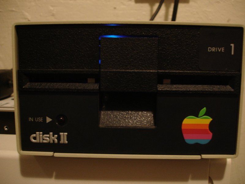 Apple Disk II Floppy Drive Reincarnated As a USB Hard Disk Enclosure ...