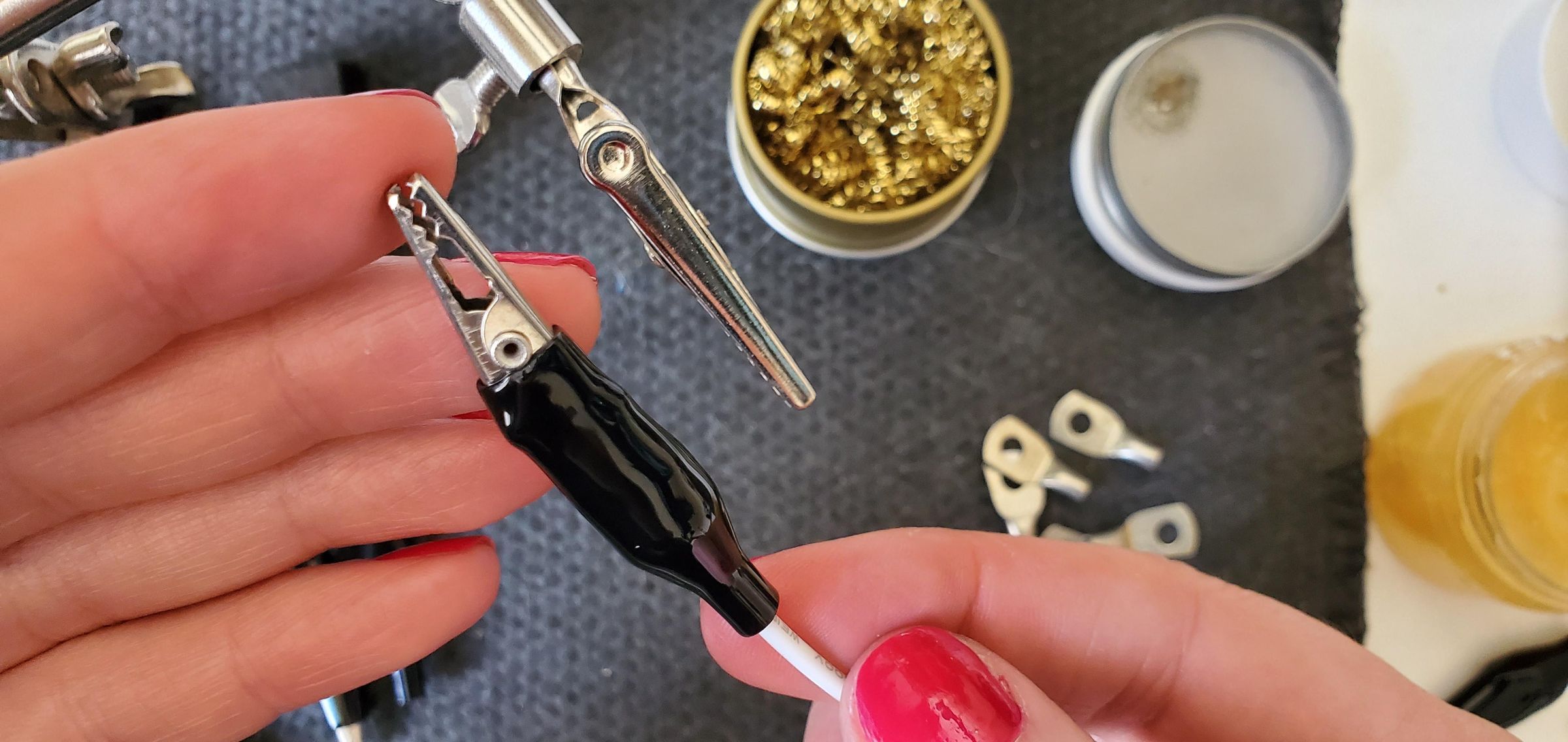 Croc-a-licious! Make Your Own Connectors: Crocodile Clips, Ring ...