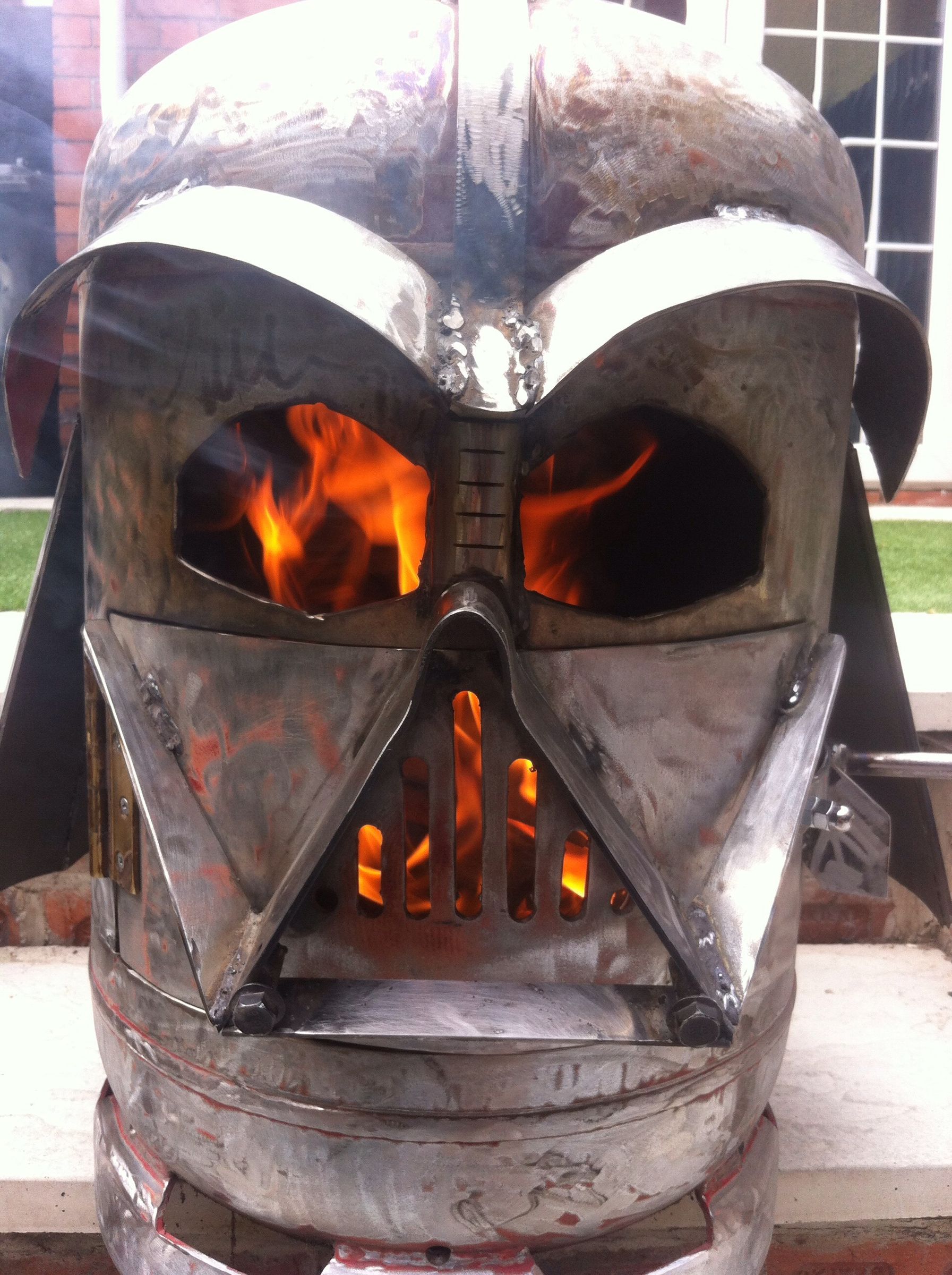 Big Bad Vader Log Burner : 9 Steps (with Pictures) - Instructables