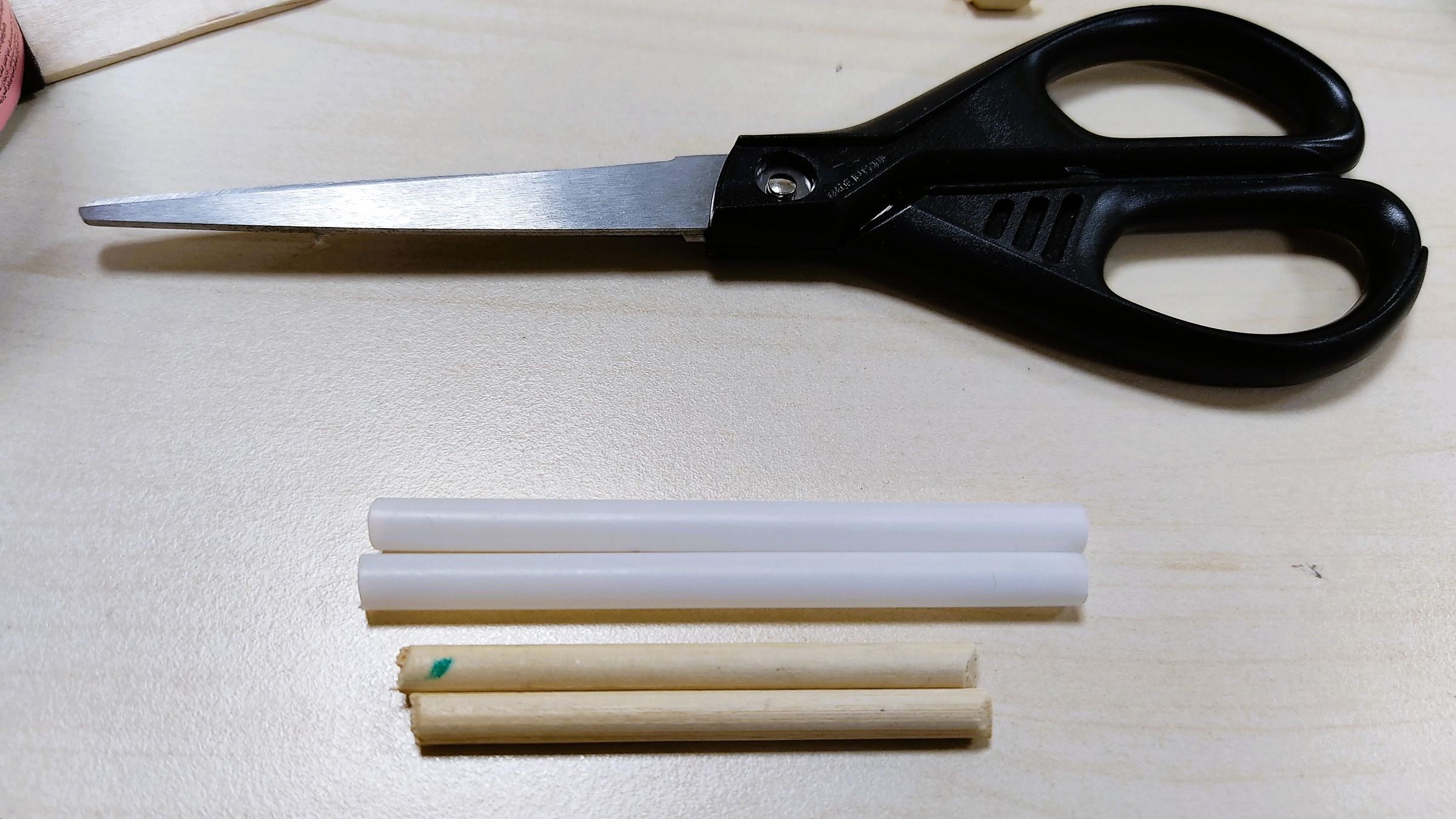 Robotics for School: Create Four Easy Robots Using Simple Materials ...