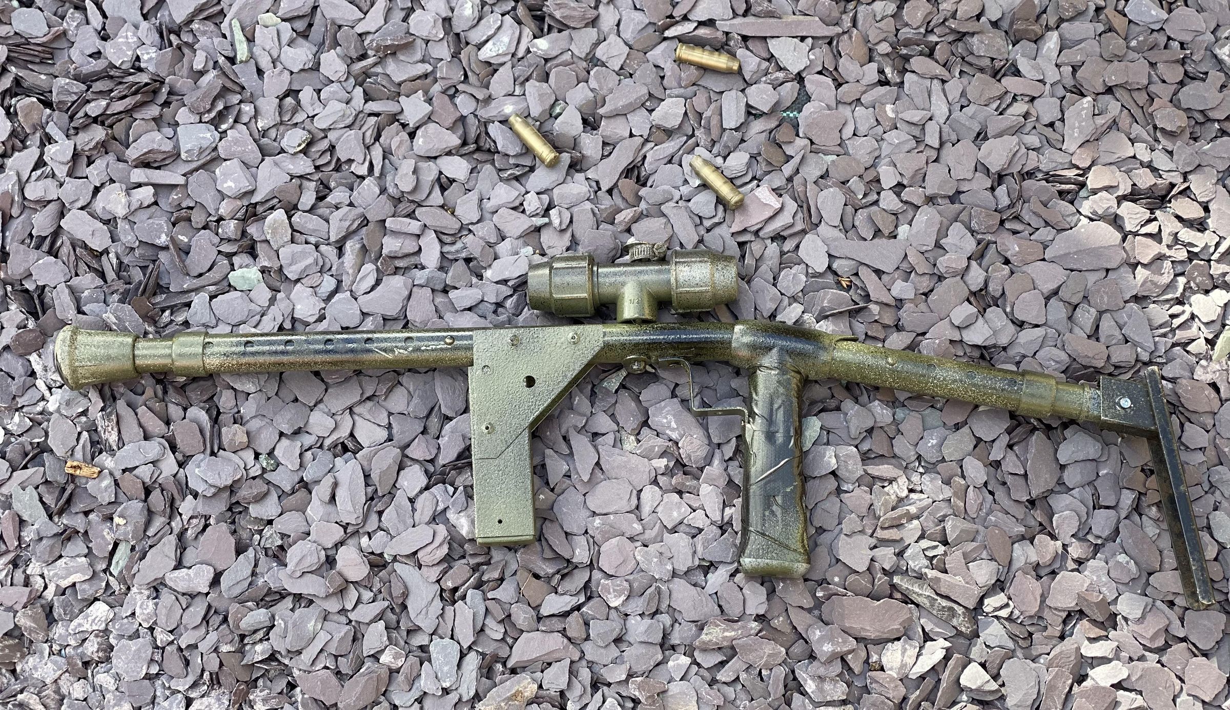 Prop Zombie Gun From Crutch : 7 Steps - Instructables