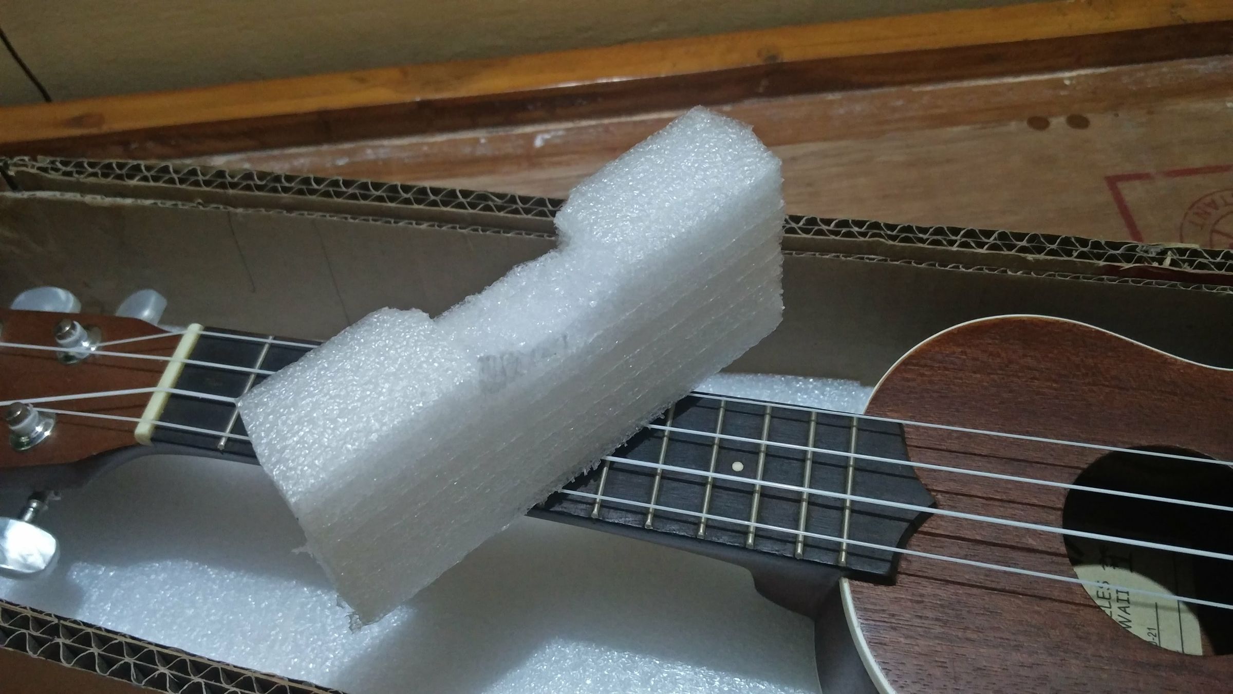 The Cardboard Ukulele Case : 10 Steps (with Pictures) - Instructables