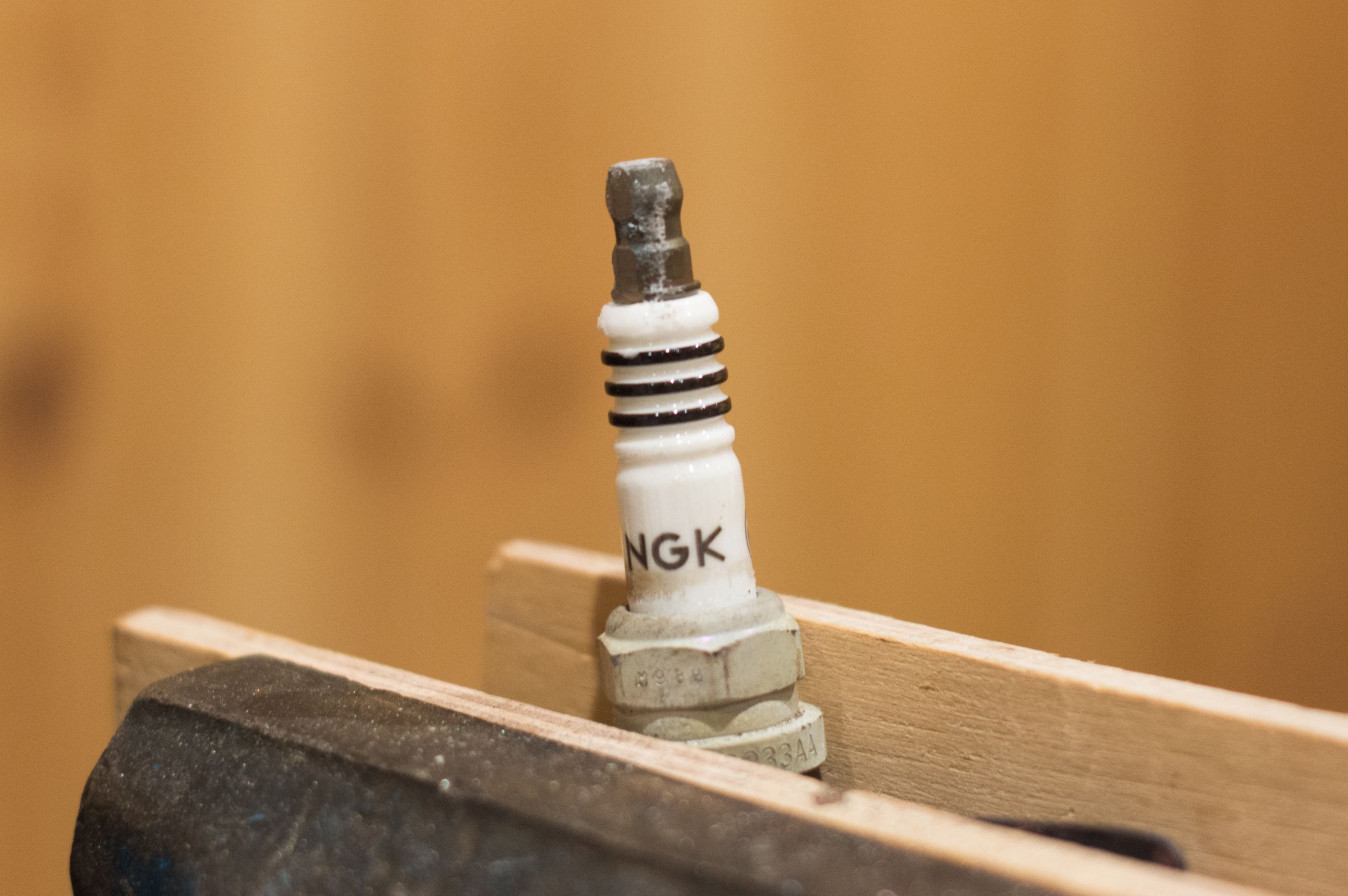 No-Weld Spark Plug Aeroplane : 9 Steps (with Pictures) - Instructables