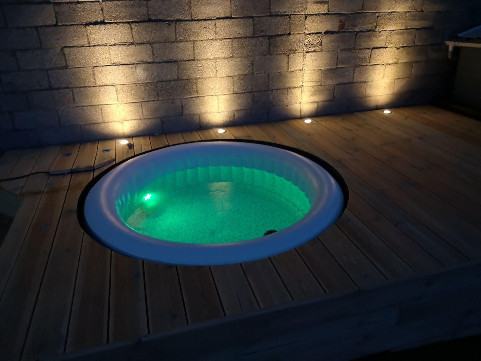 Make a Floating Deck for an Inflatable SPA, With a Motorized Cover ...