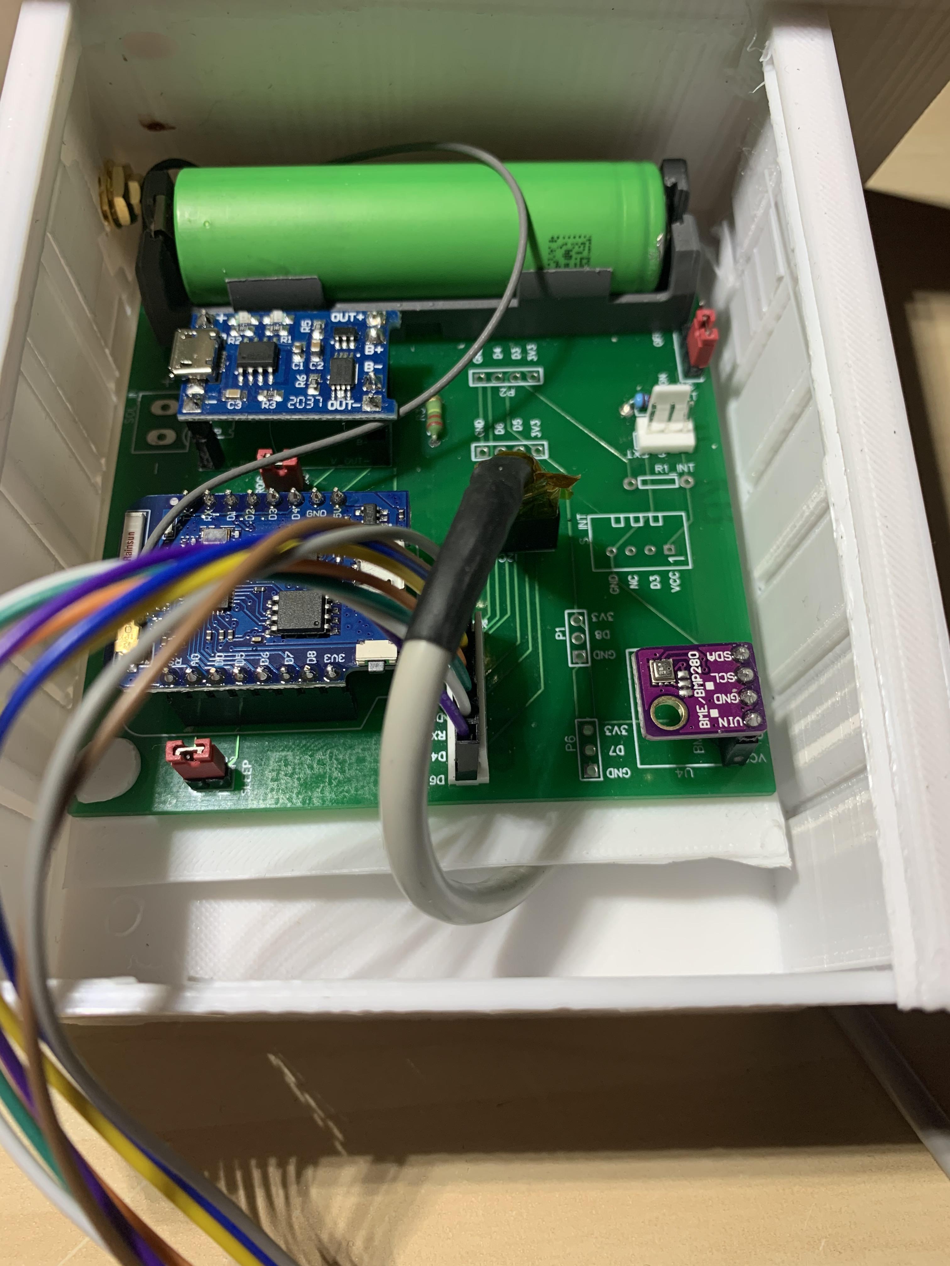 Solar E-ink Weather Station : 10 Steps (with Pictures) - Instructables