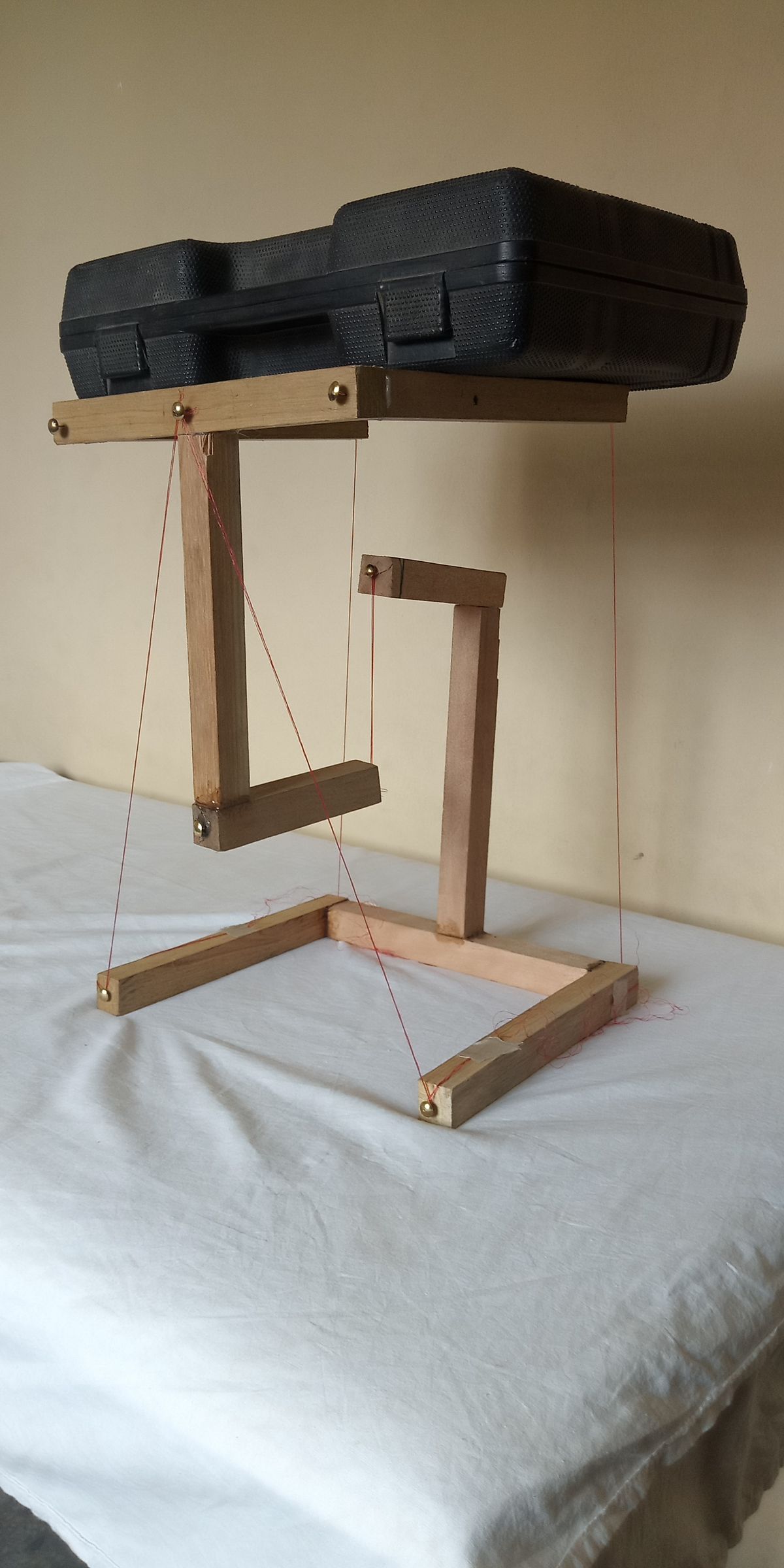 Scraps and Physics of a Tensegrity Structure : 12 Steps - Instructables