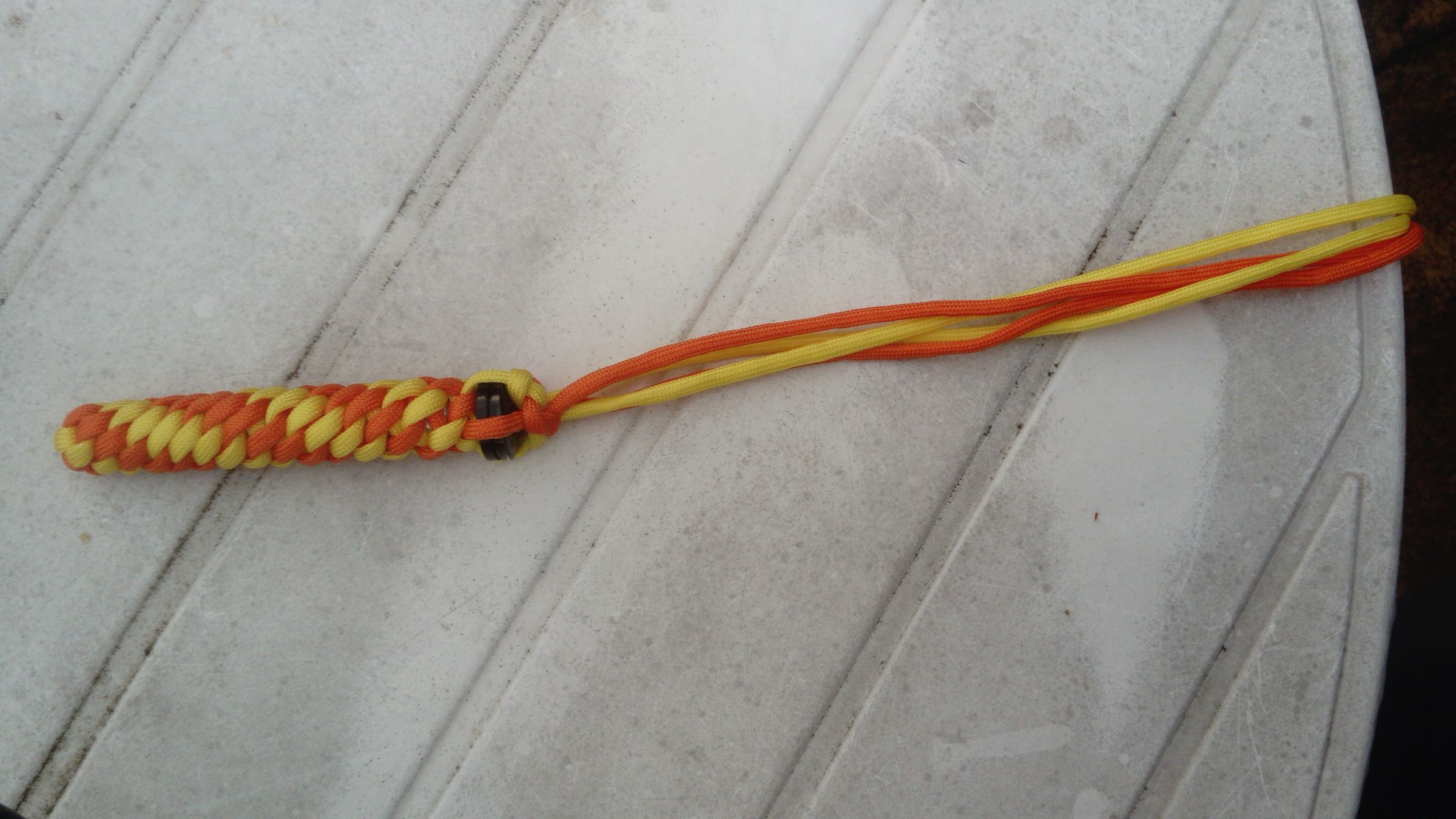 Paracord Cache Keychain! : 6 Steps (with Pictures) - Instructables
