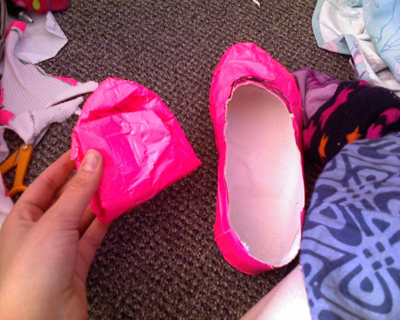 Duct Tape Shoes Fit to Your Feet : 6 Steps - Instructables